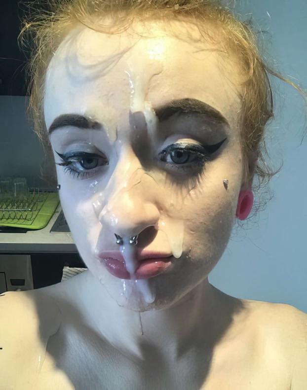Facial Selfie Scrolller