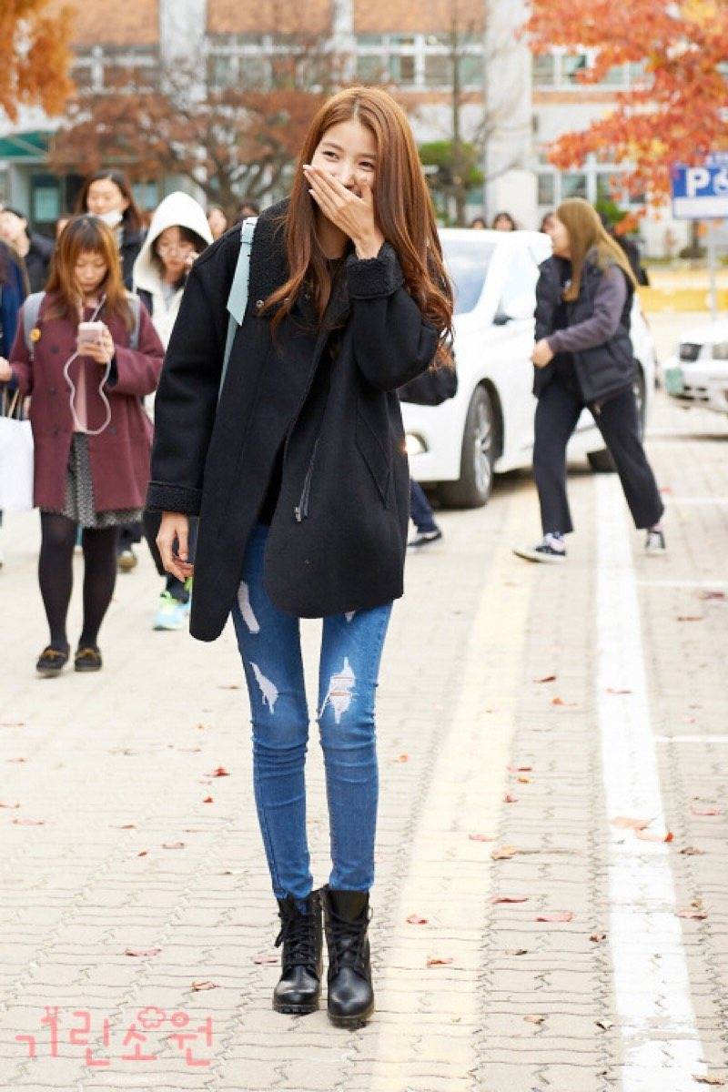 Fall Sowon | Scrolller