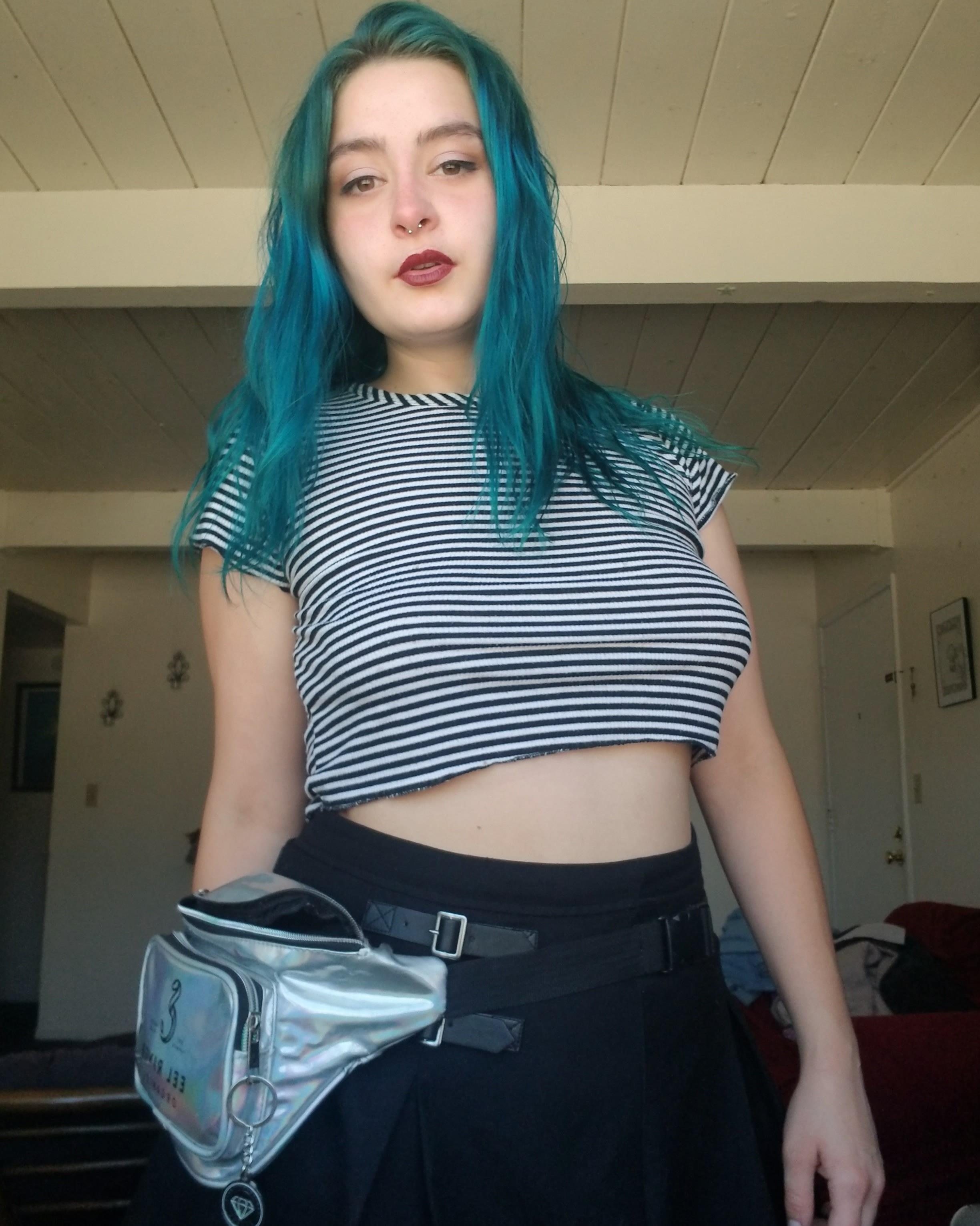 Fanny packs are coming back... right? | Scrolller