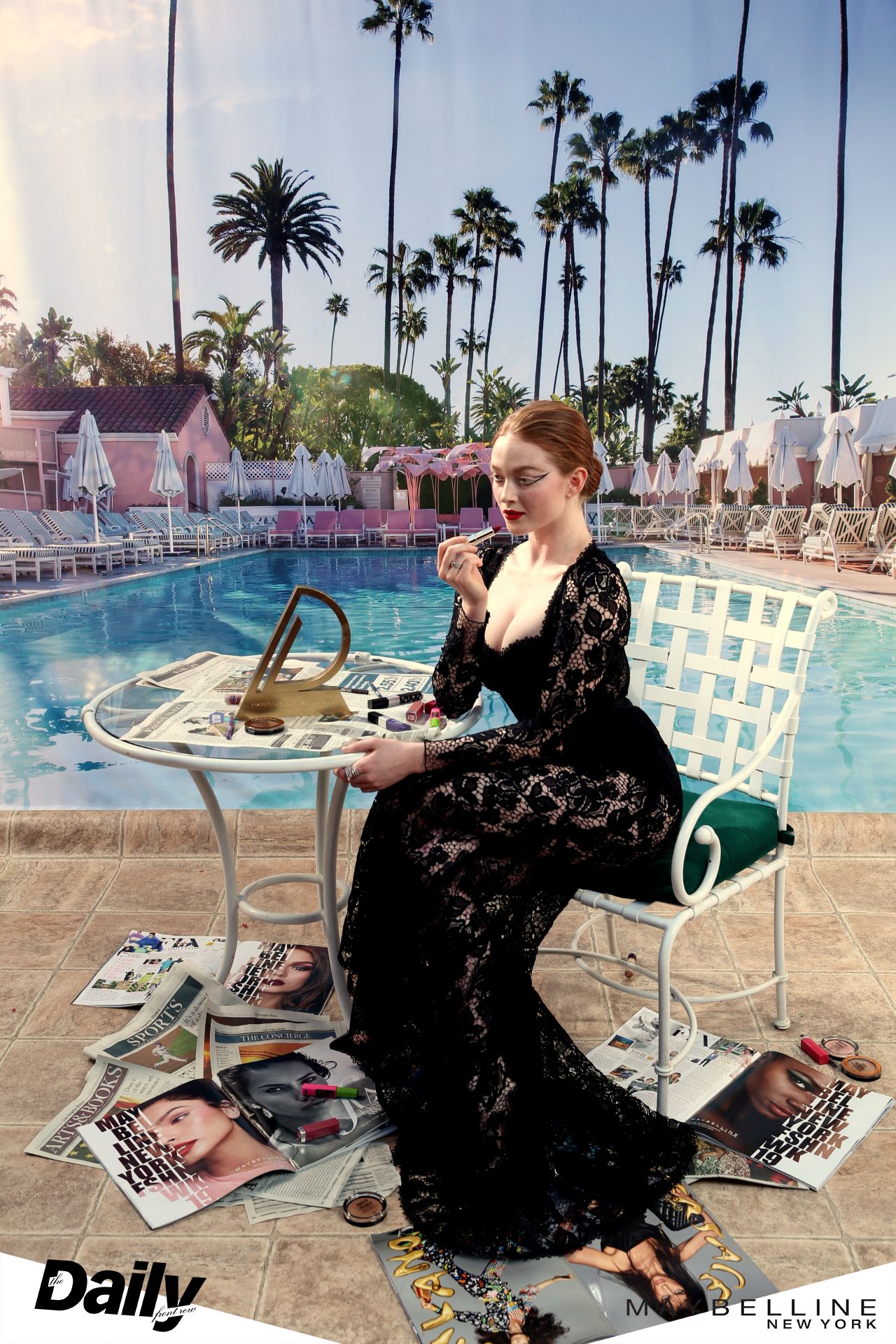 Fashion Awards Photobooth | Scrolller