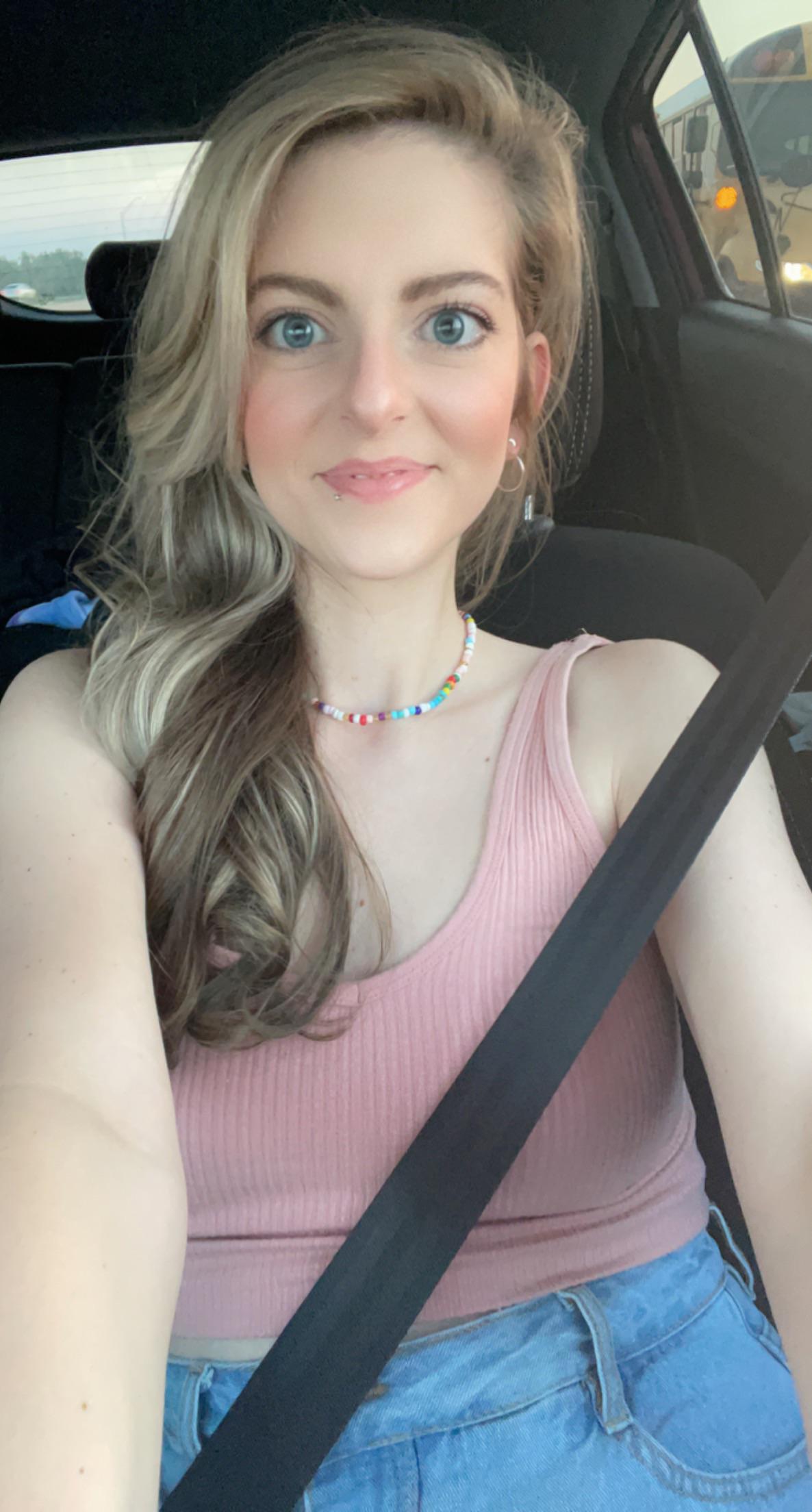 Feelin cute 💕 | Scrolller