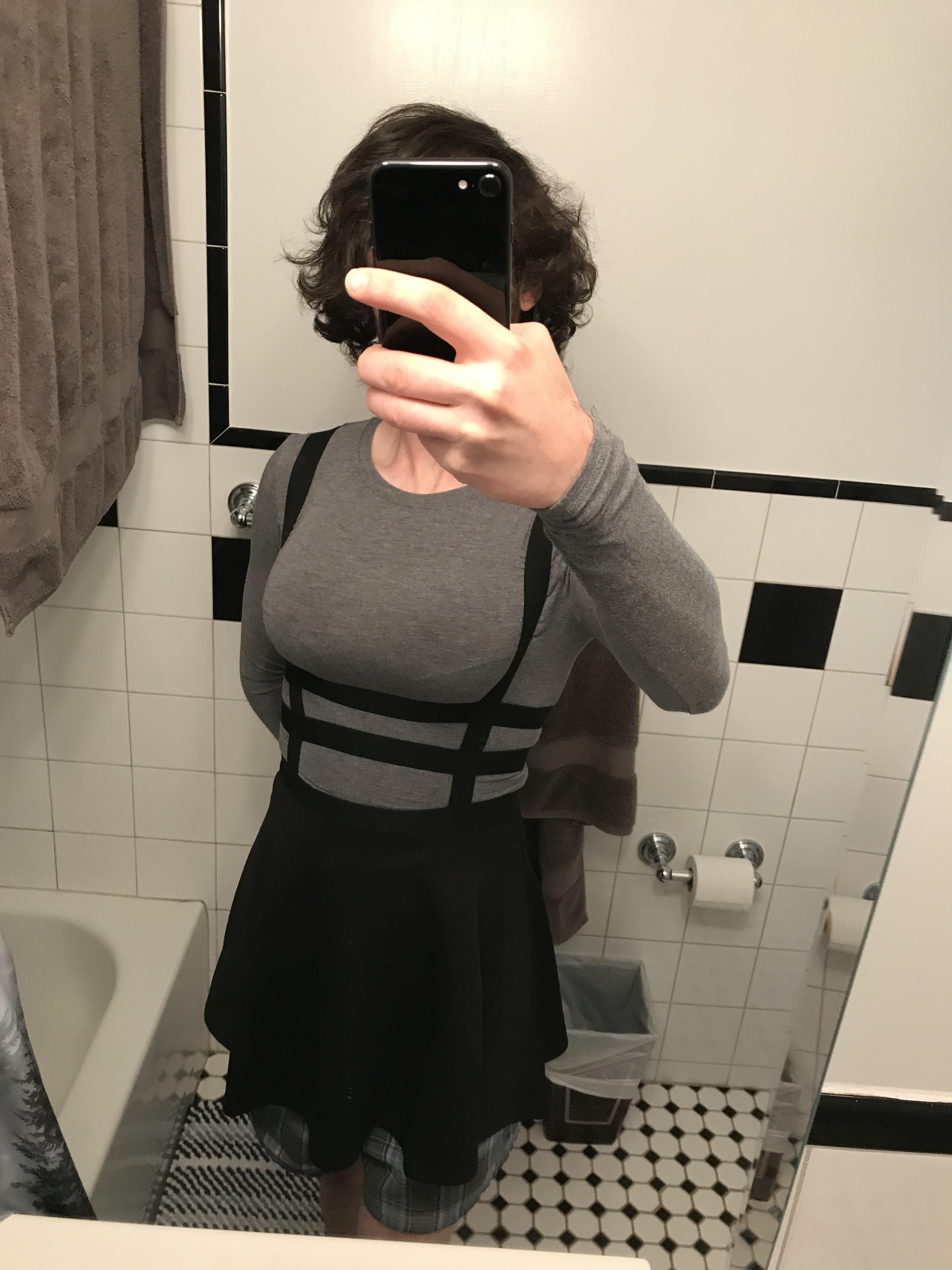 Feeling a bit girly today ☺️ | Scrolller