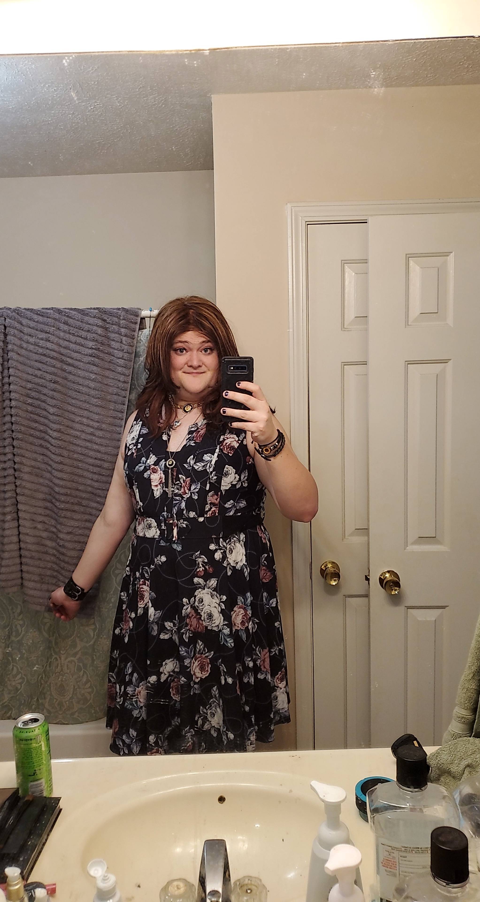Feeling a bit insecure lately, but loving this dress and the progress I'm making!! | Scrolller