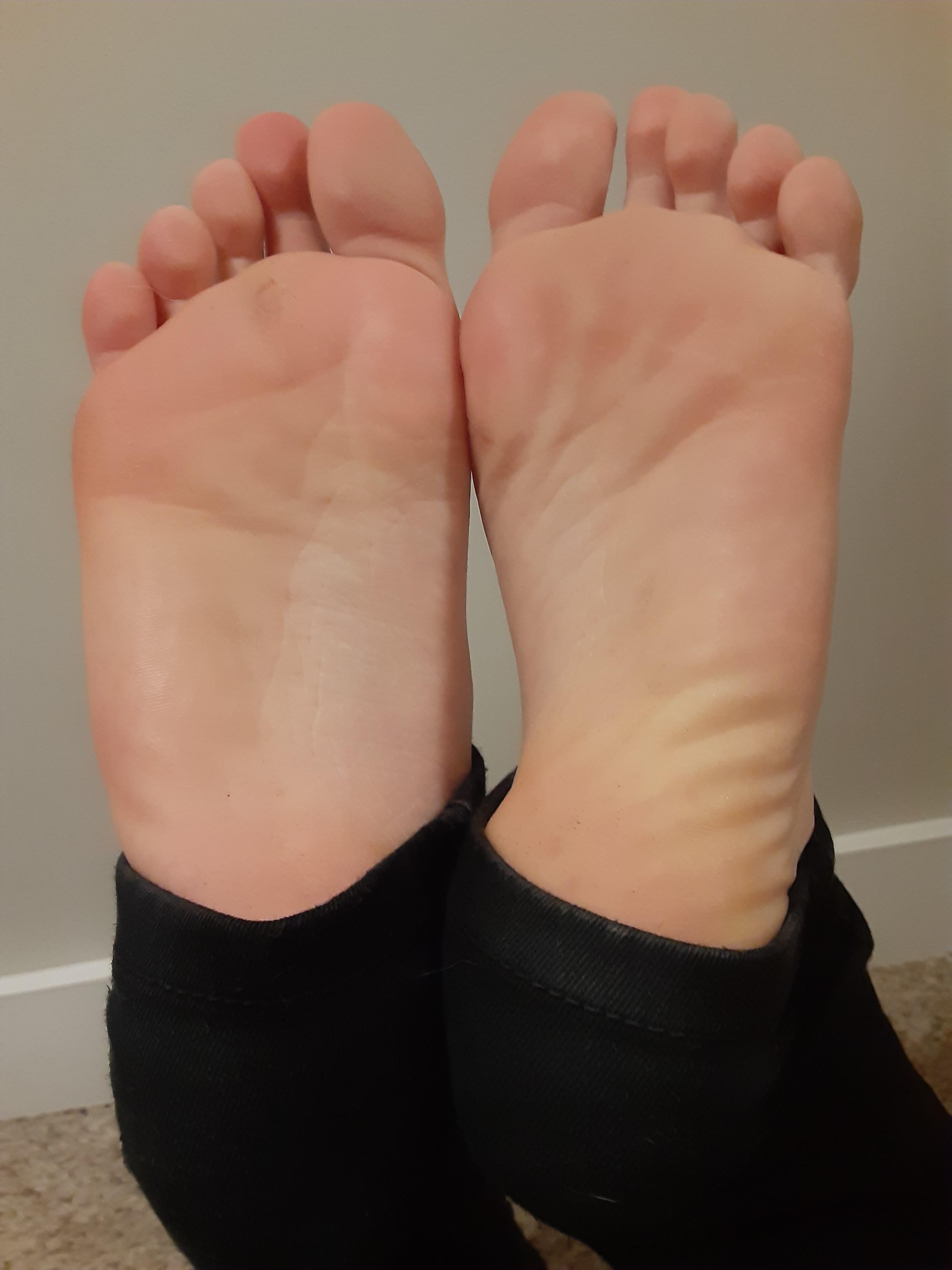 Feeling cozy :) | Scrolller