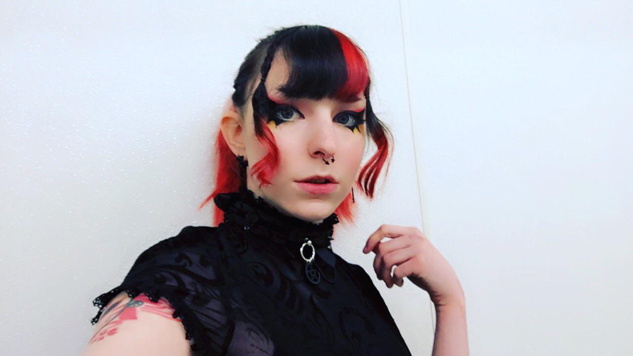 More extravagant eyeliner uwu | Scrolller