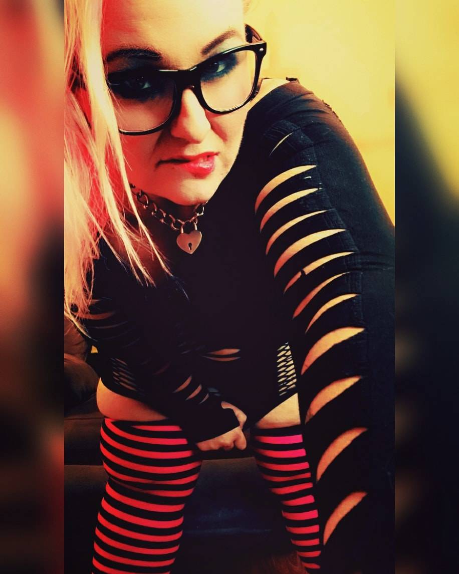 Feeling frisky and craving something freaky 😉 | Scrolller