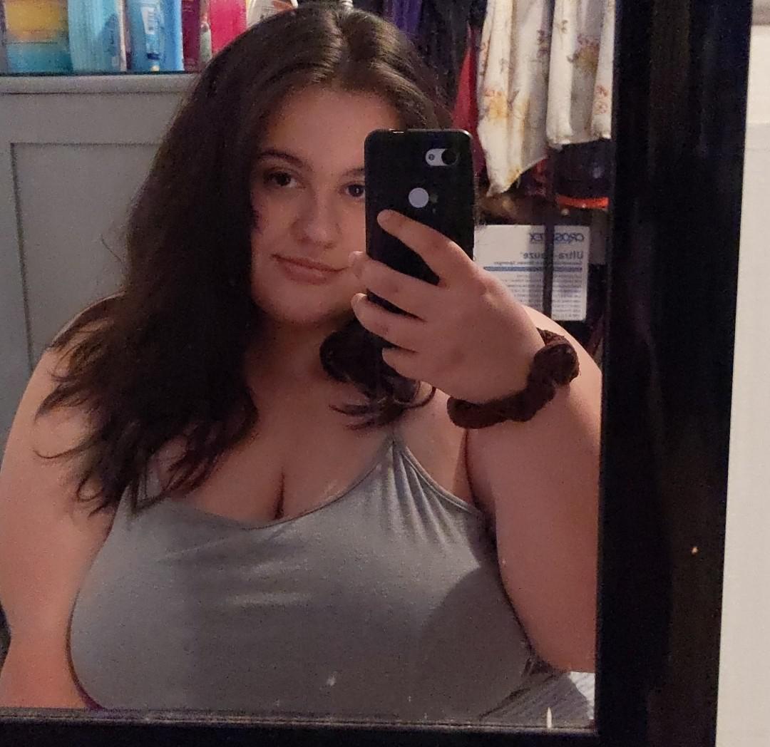 Feeling pretty 😚 | Scrolller