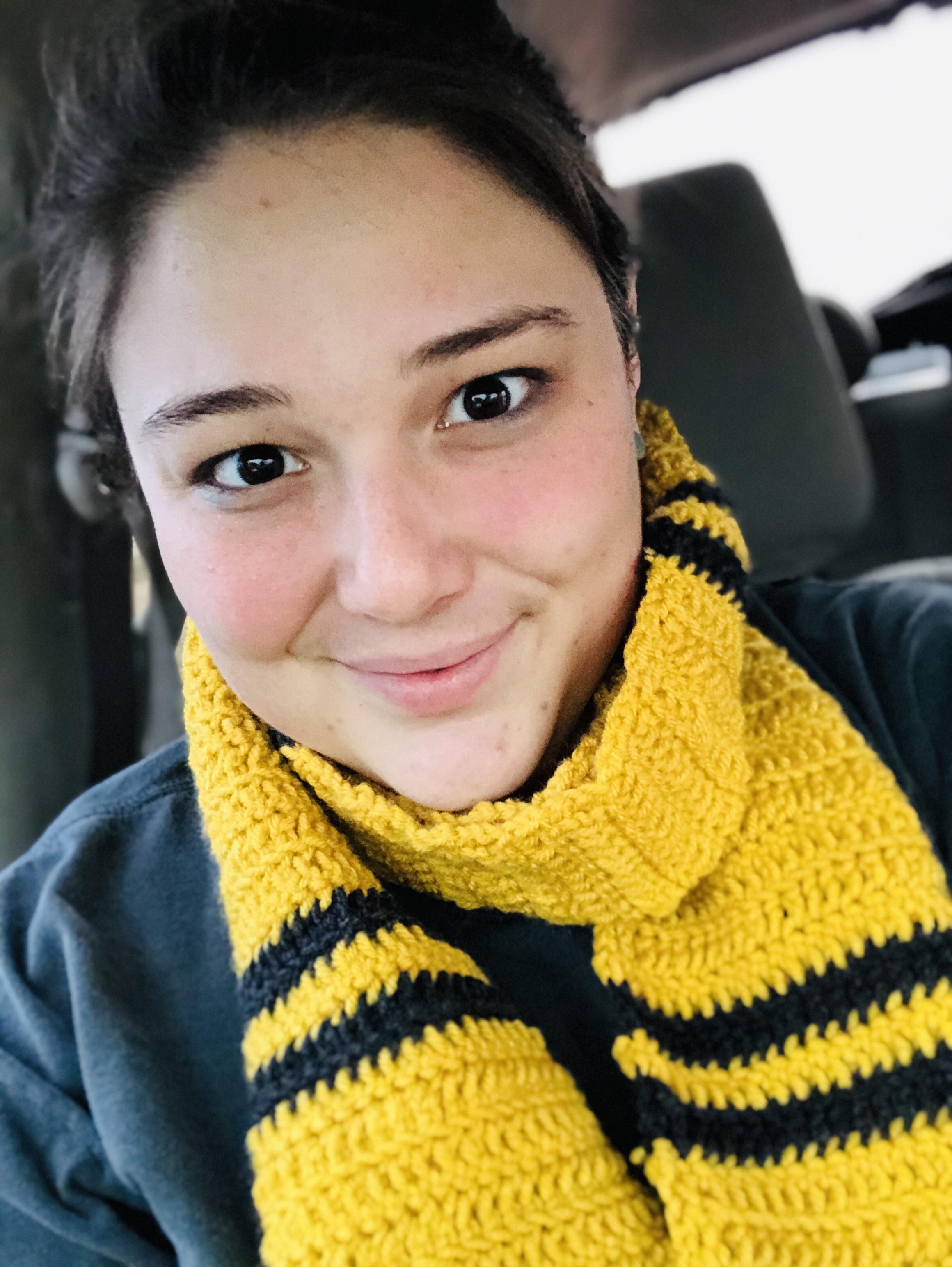 Feeling really cute with the Hufflepuff scarf I made! Where are my other ‘puffs at? | Scrolller