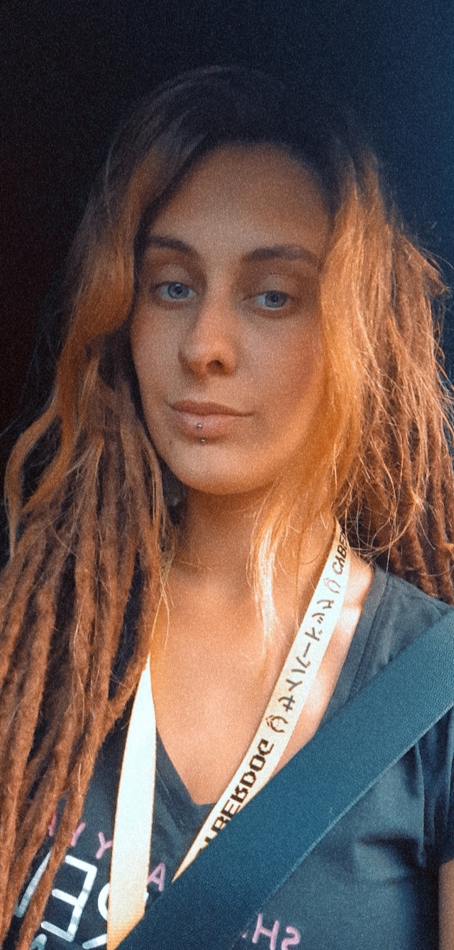 Feeling the warmth of the sunshine on my skin is the best feeling | Scrolller