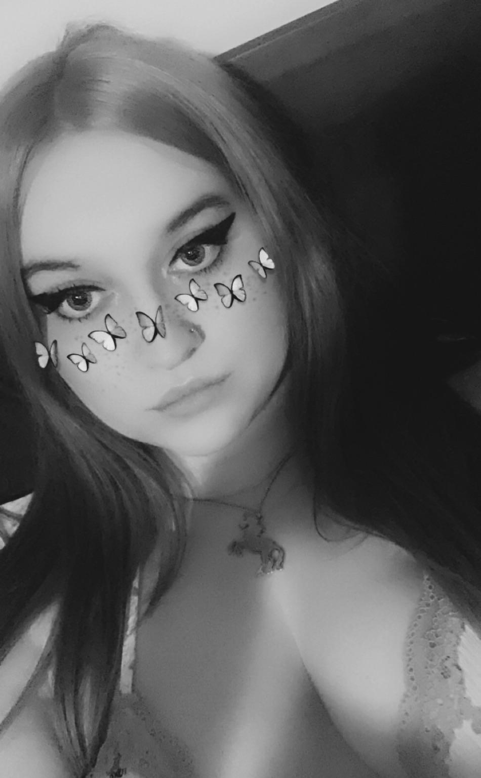 felt cute or somethin {F/22} | Scrolller