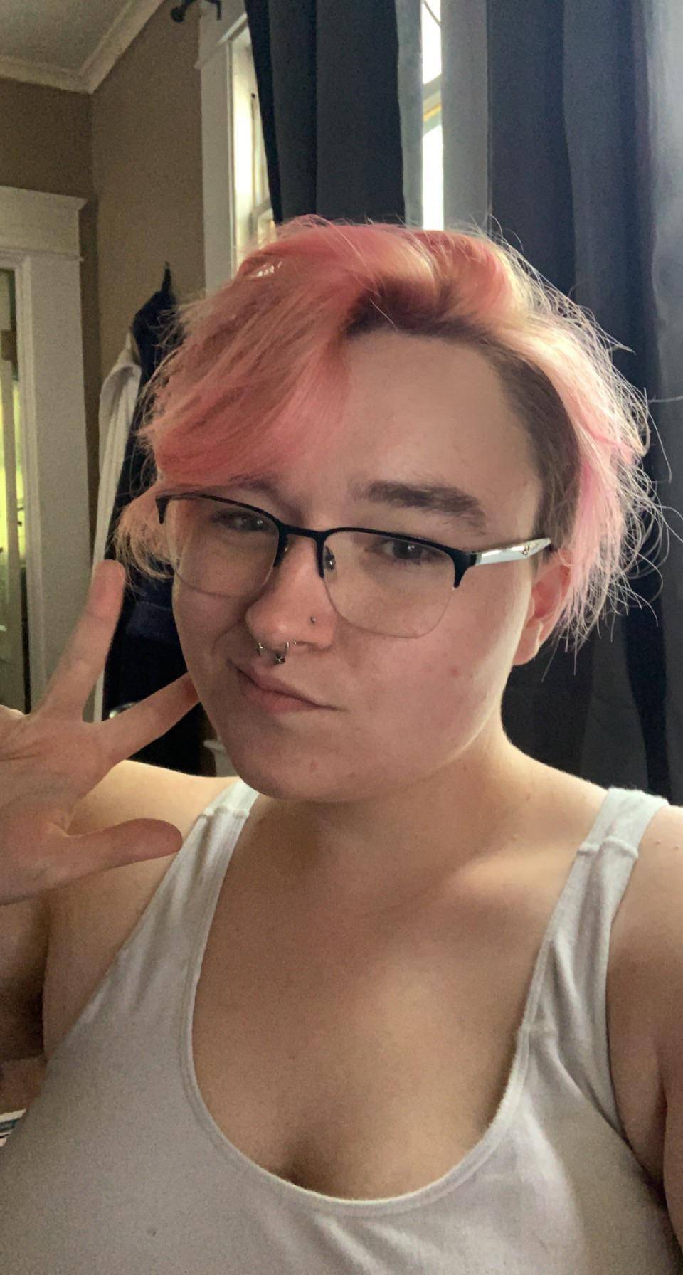 femboy gone cotton candy pink 😊 | Scrolller