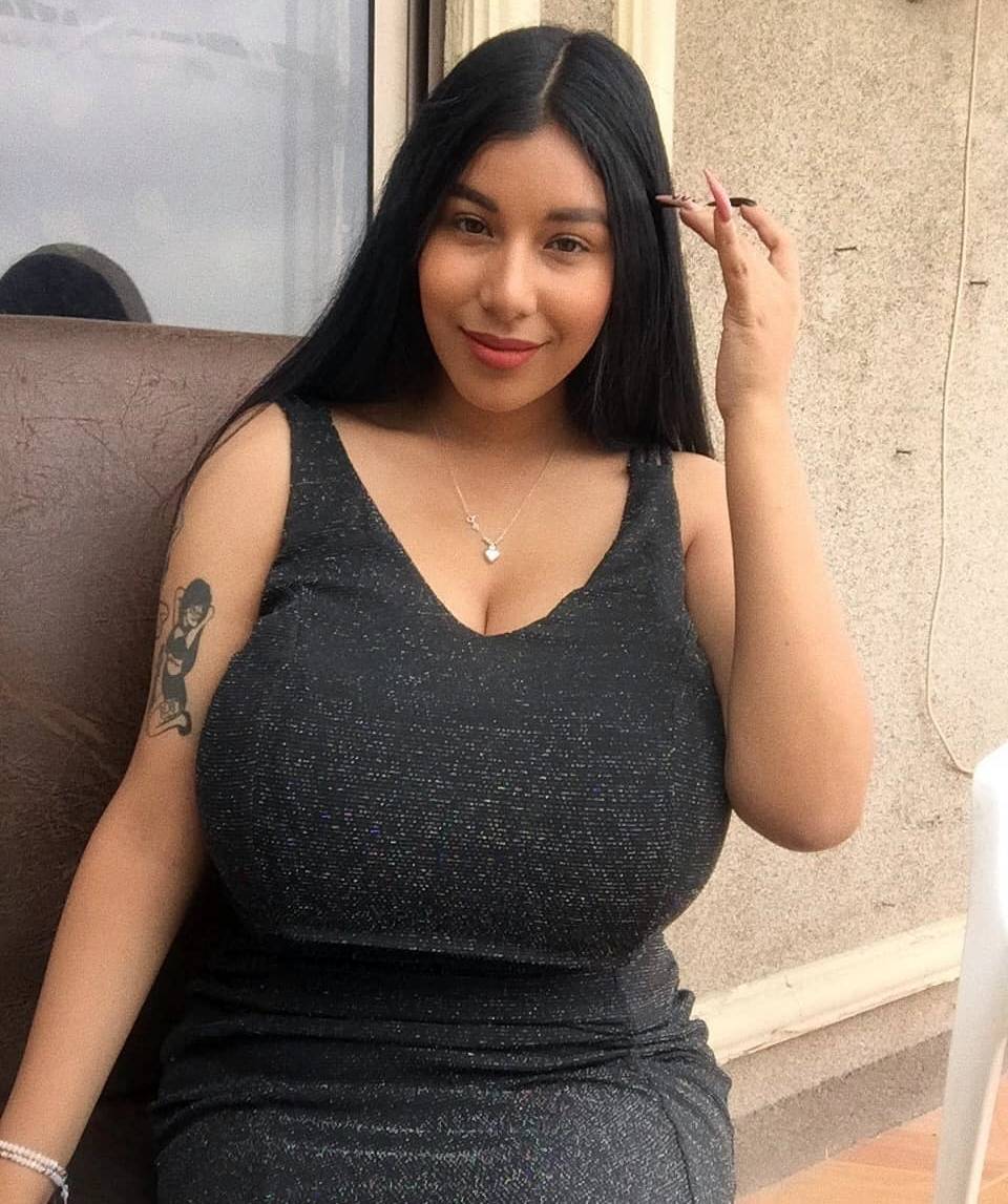 Fernanda Valle aka AmyWinos | Scrolller