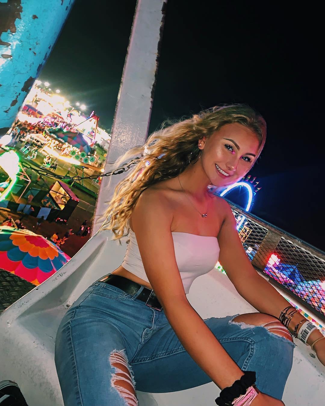 Ferris Wheel | Scrolller