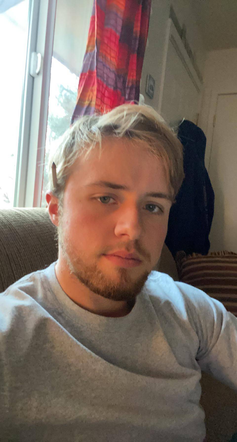 finally lookin how i feel, 4 years on T (beard still patchy asf) | Scrolller