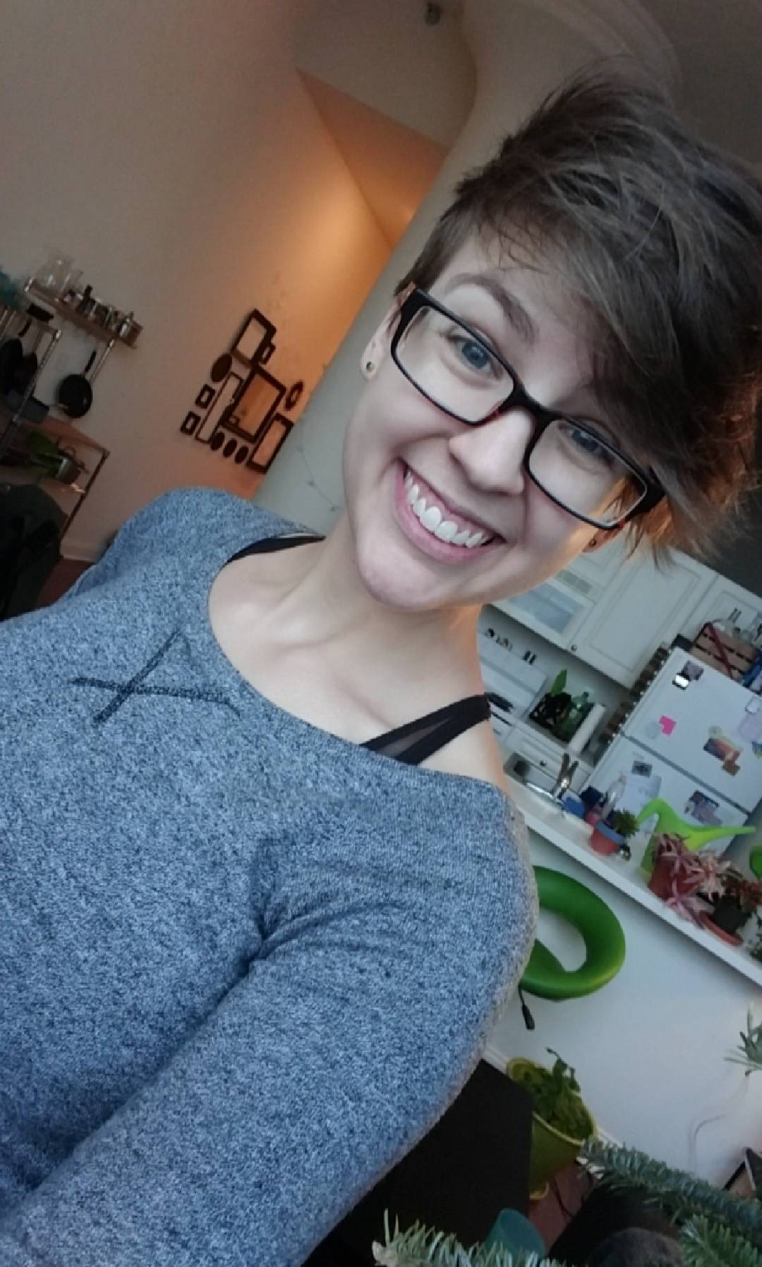 Finally showing my teeth :P | Scrolller