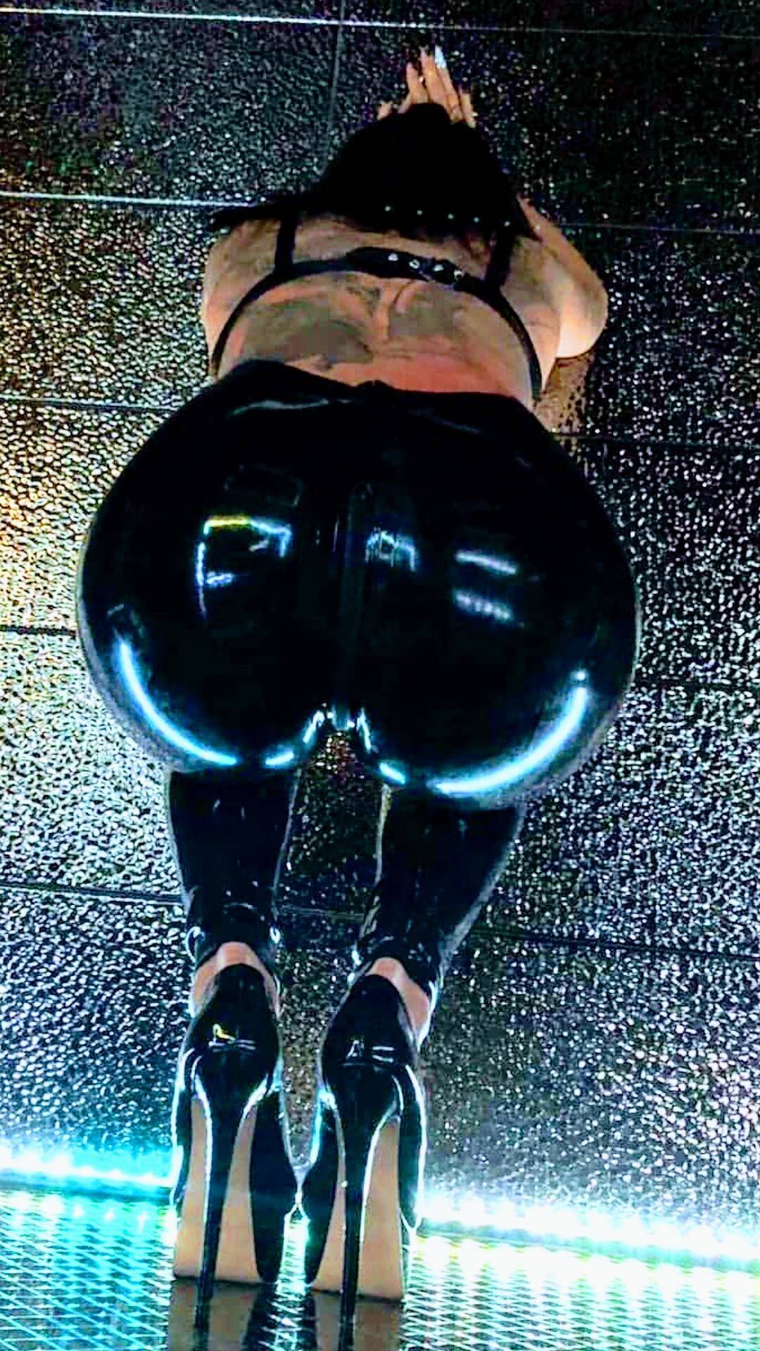 find the heart shape | Scrolller