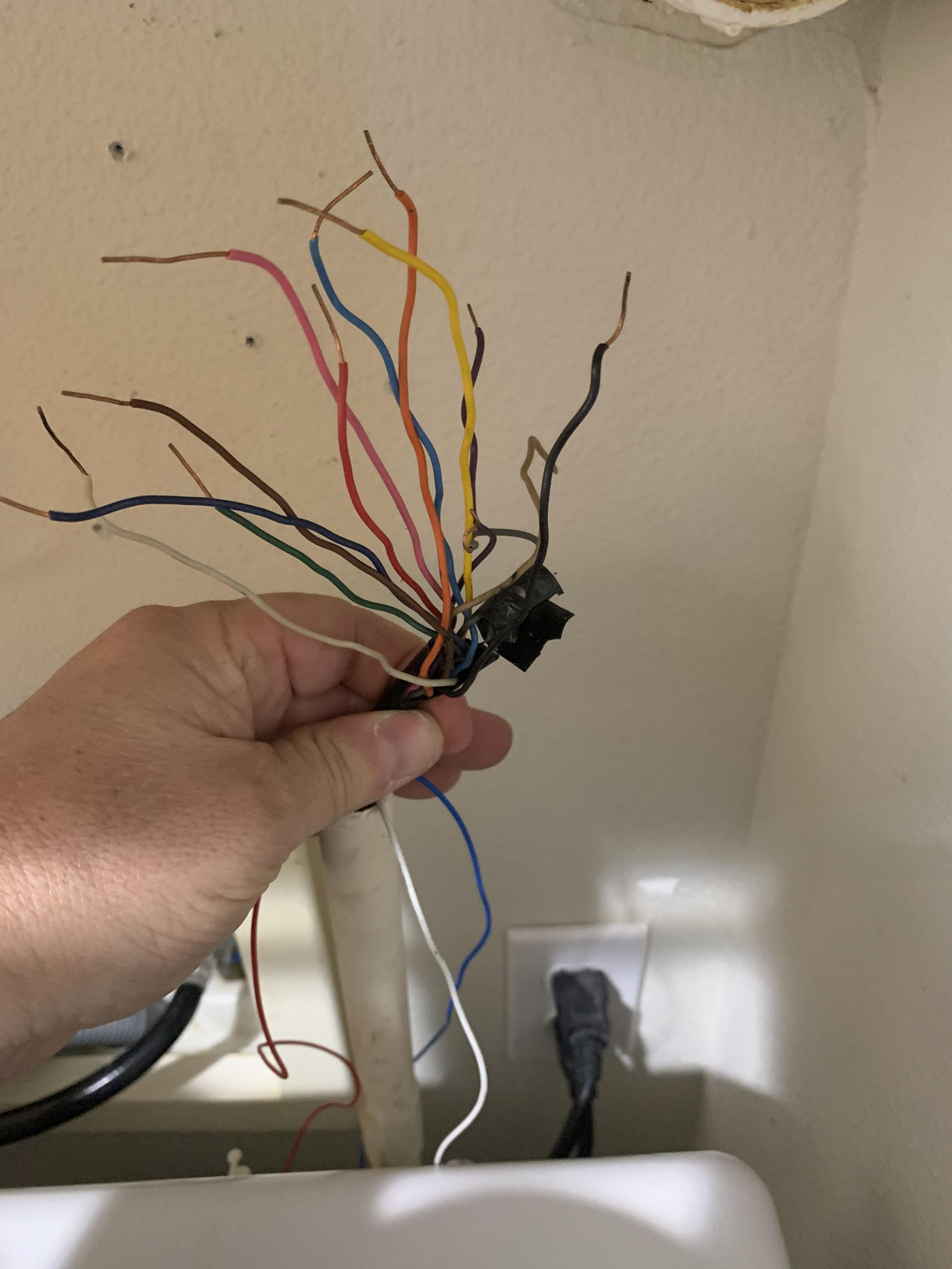 Finding the common wire | Scrolller