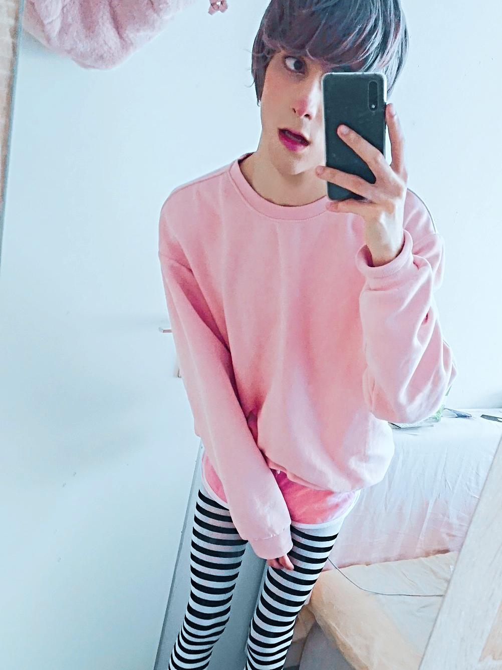 First attempt on femboy style💗🌸 | Scrolller