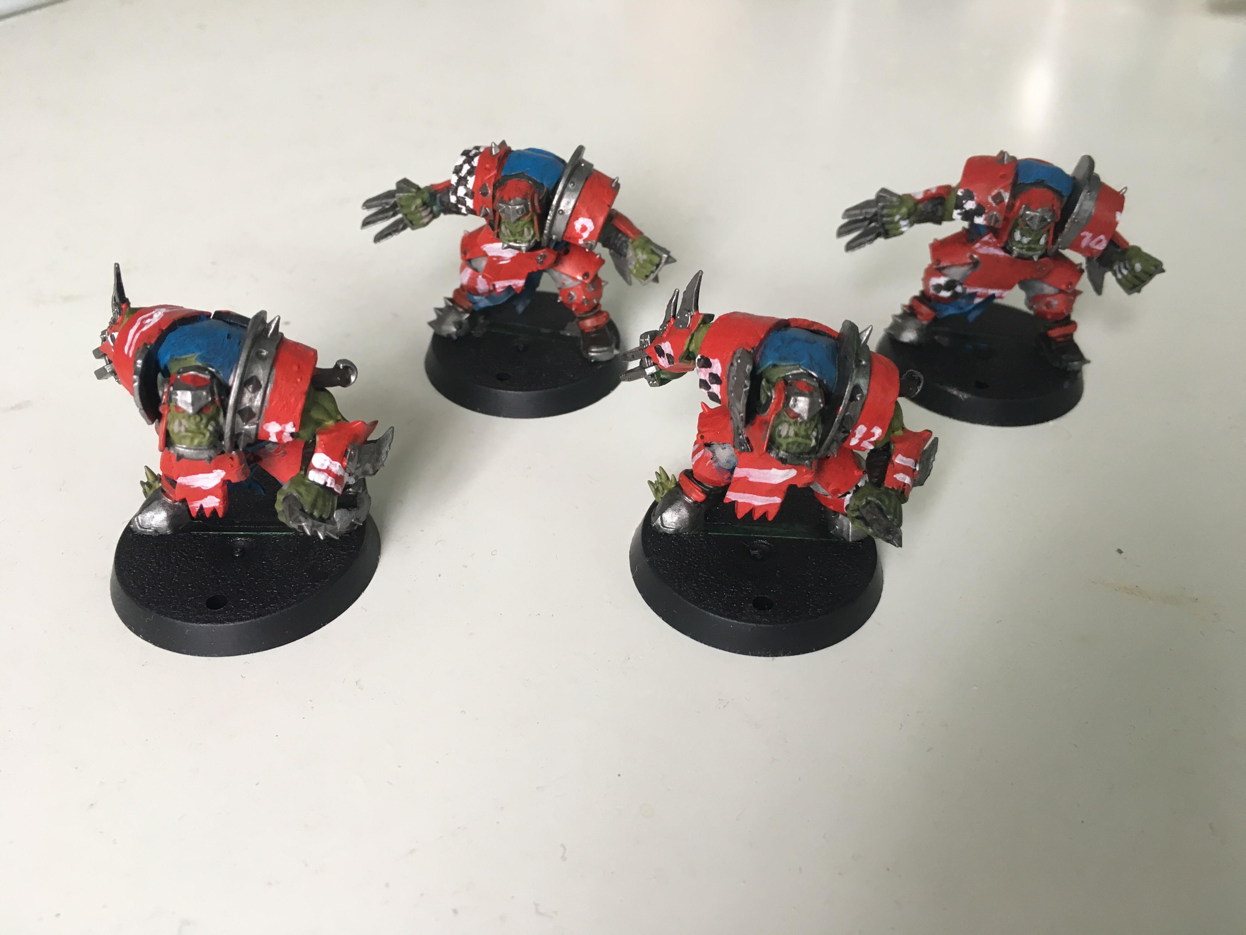 First ever painted minis :D | Scrolller