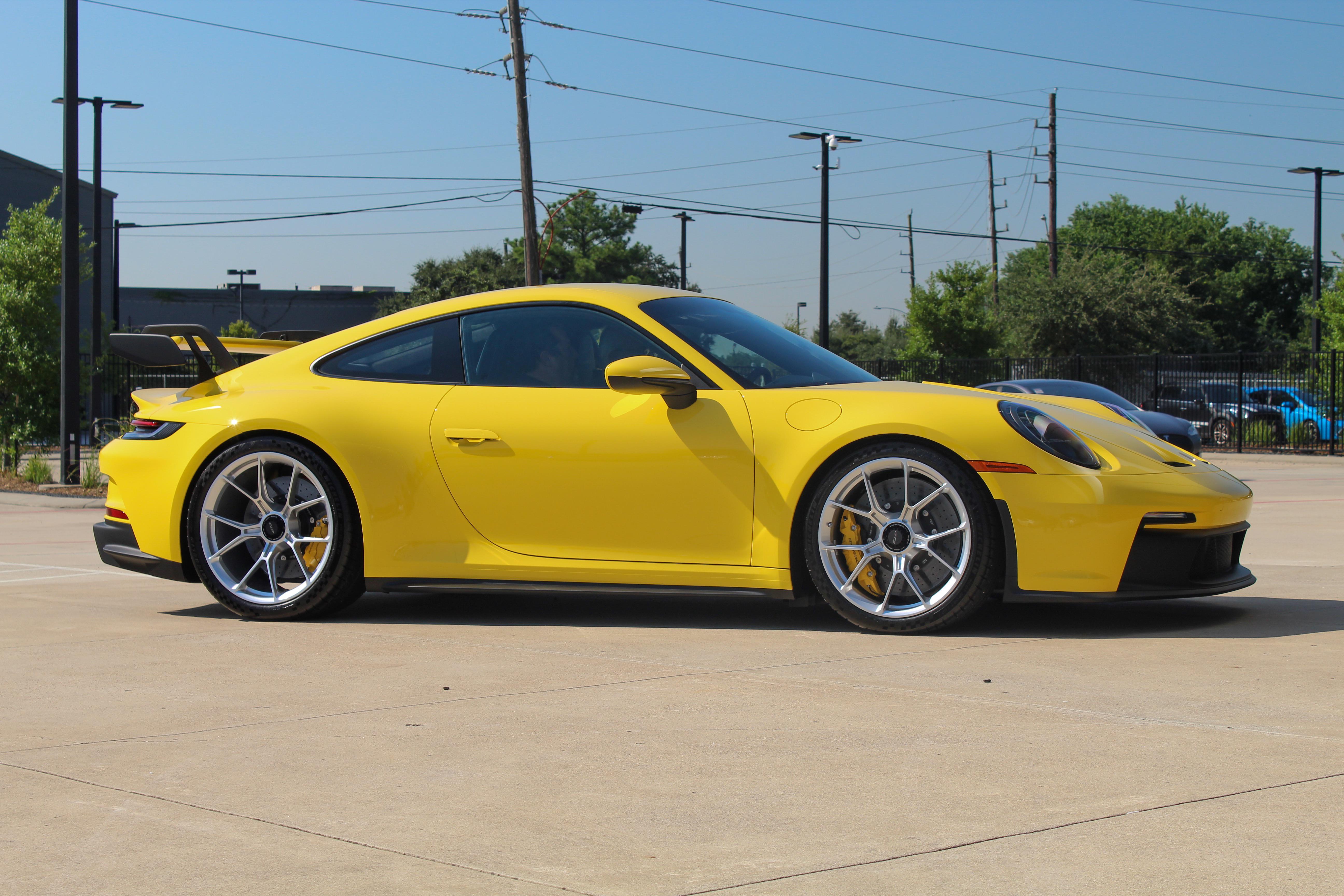 First in person 992 GT3 Sighting [1440x1080] | Scrolller