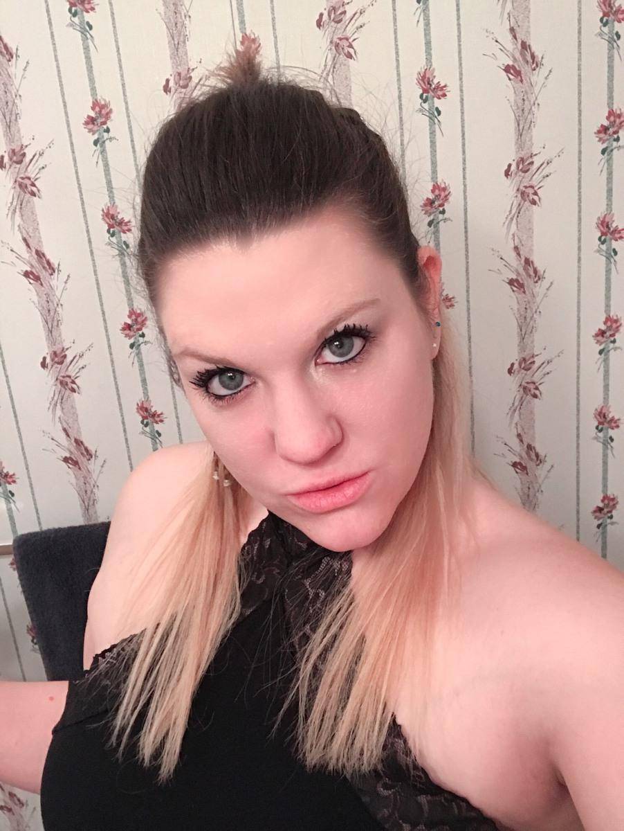 First post. If good response, I'll post more of my wife. | Scrolller