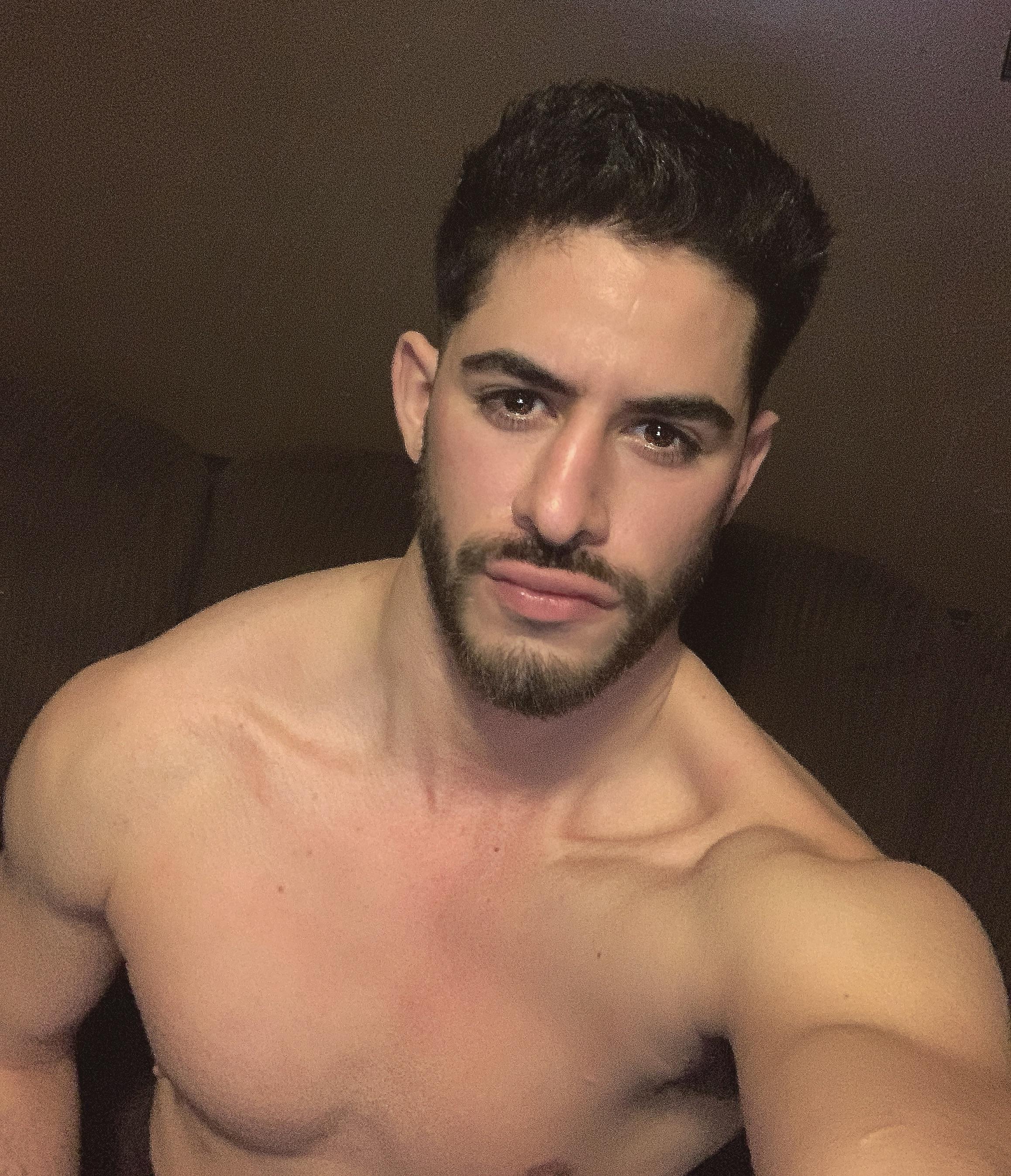 First selfie of the year ☺️ | Scrolller