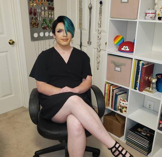 First time fully dressed up. How do I look? | Scrolller