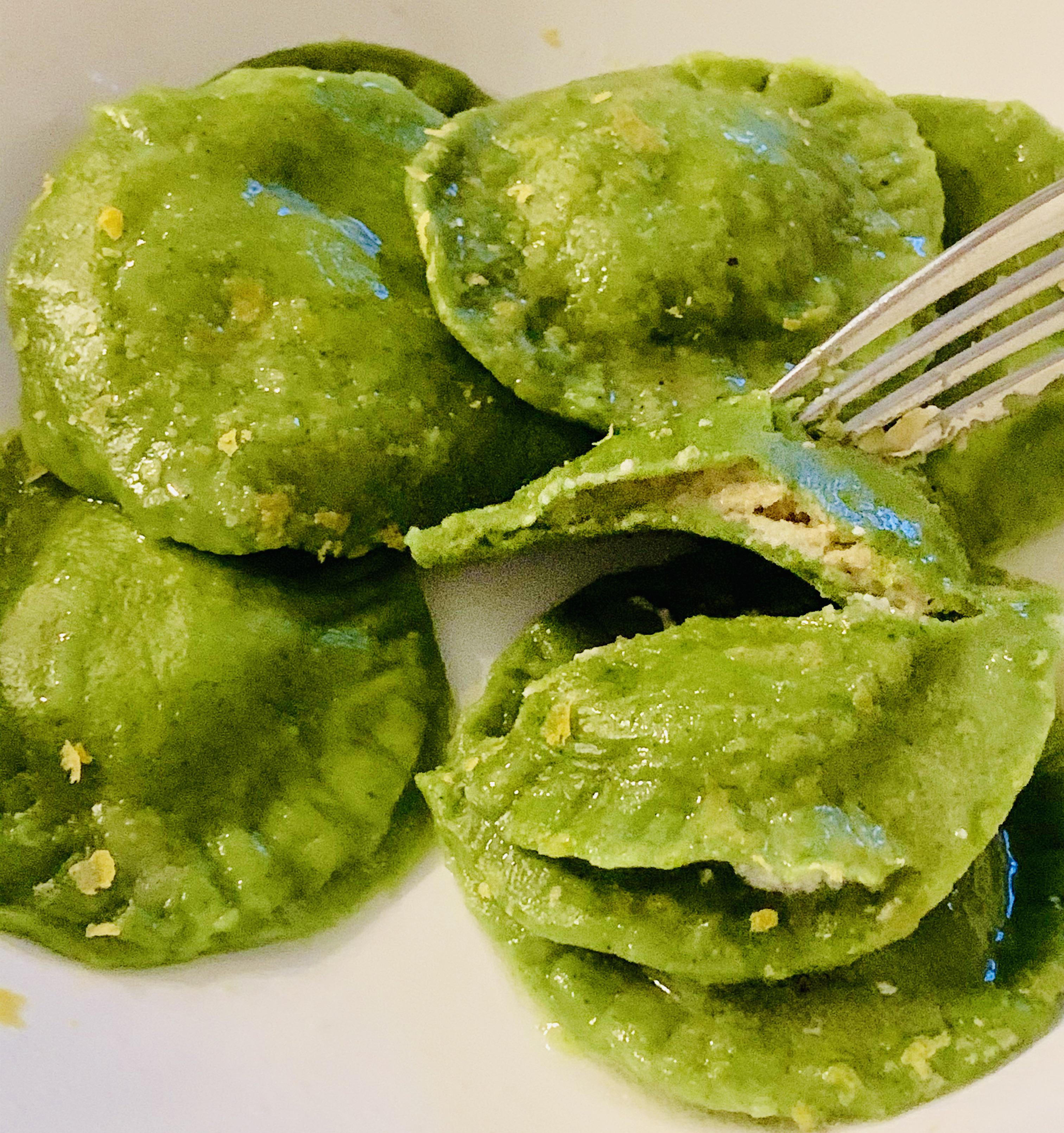 First time making pasta! Cashew ricotta stuffed ravioli 😁 | Scrolller