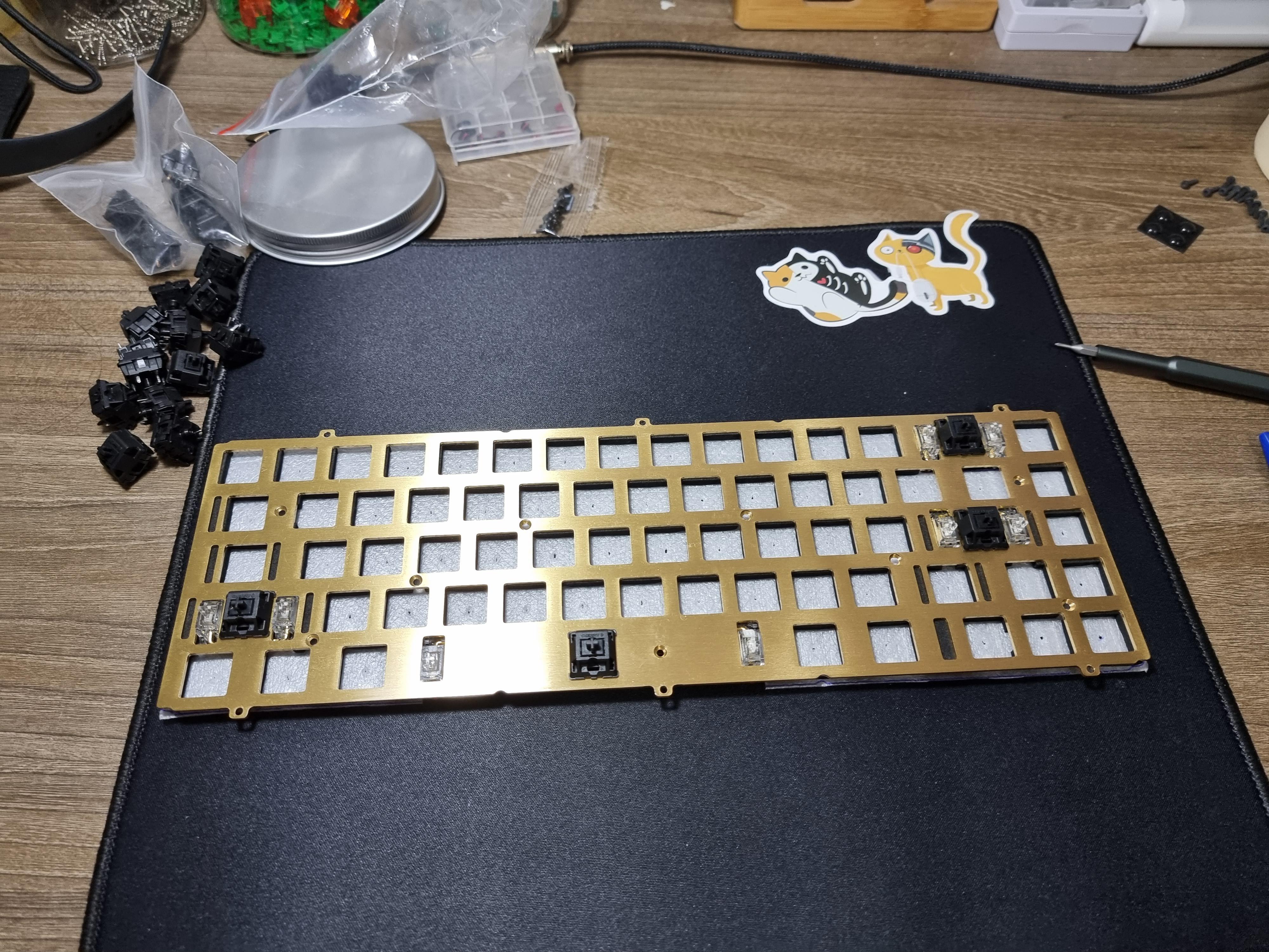 First time modding my kbd67 mkii | Scrolller