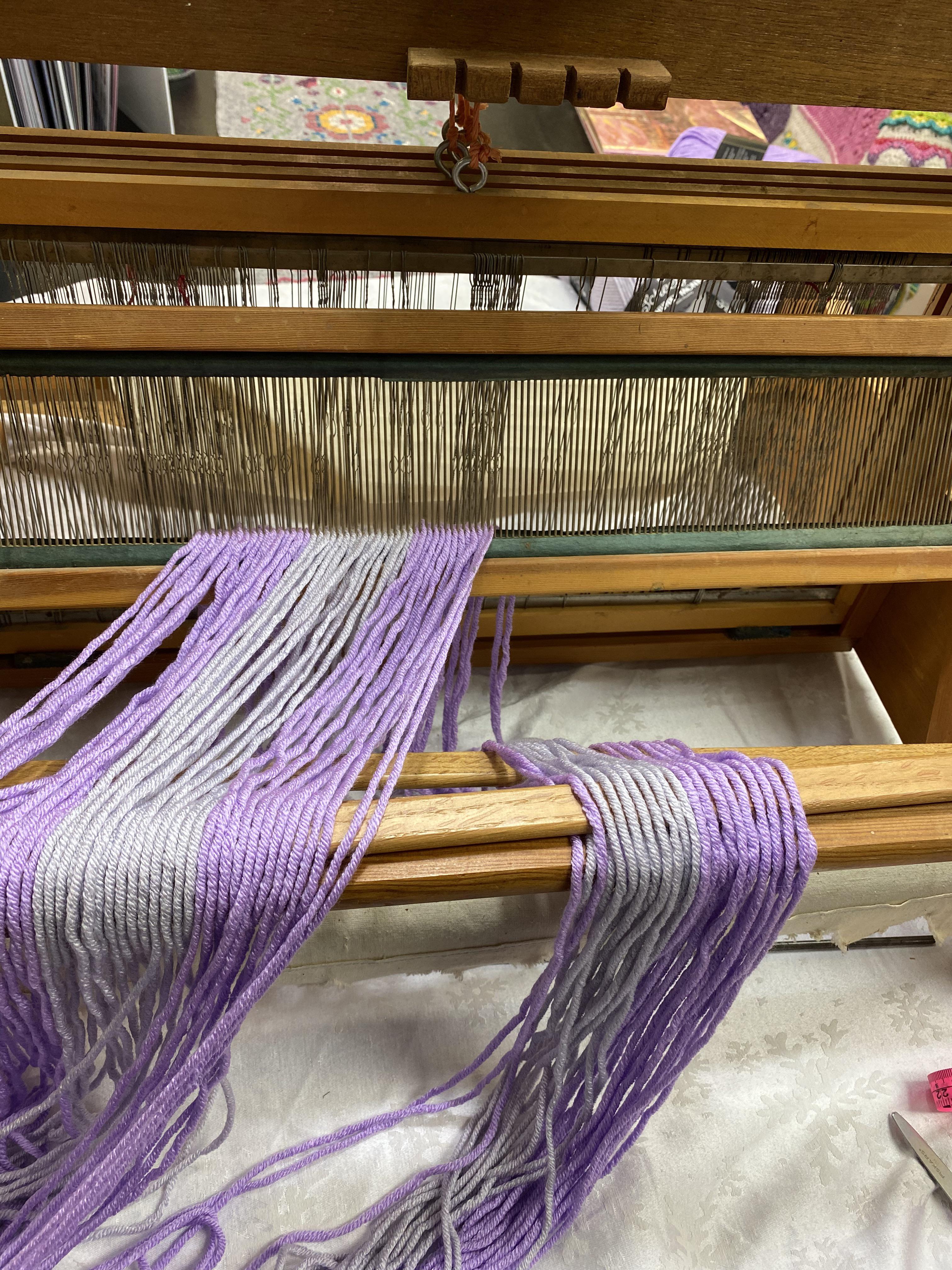 First Weaving Project- complete beginner | Scrolller