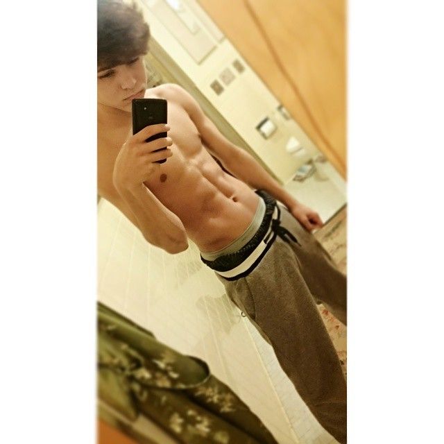 Fit Jock | Scrolller