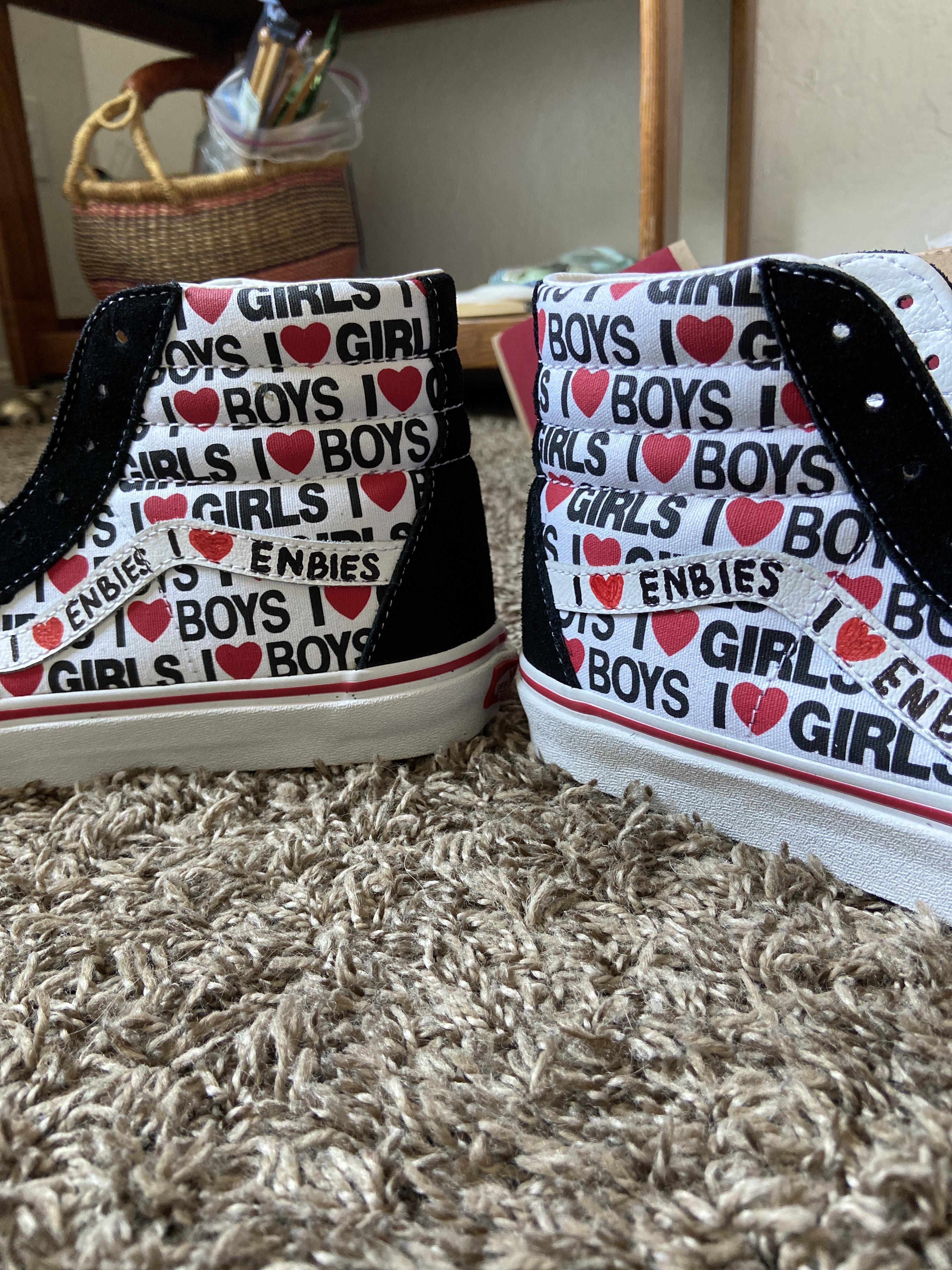 Fixed my new Vans | Scrolller