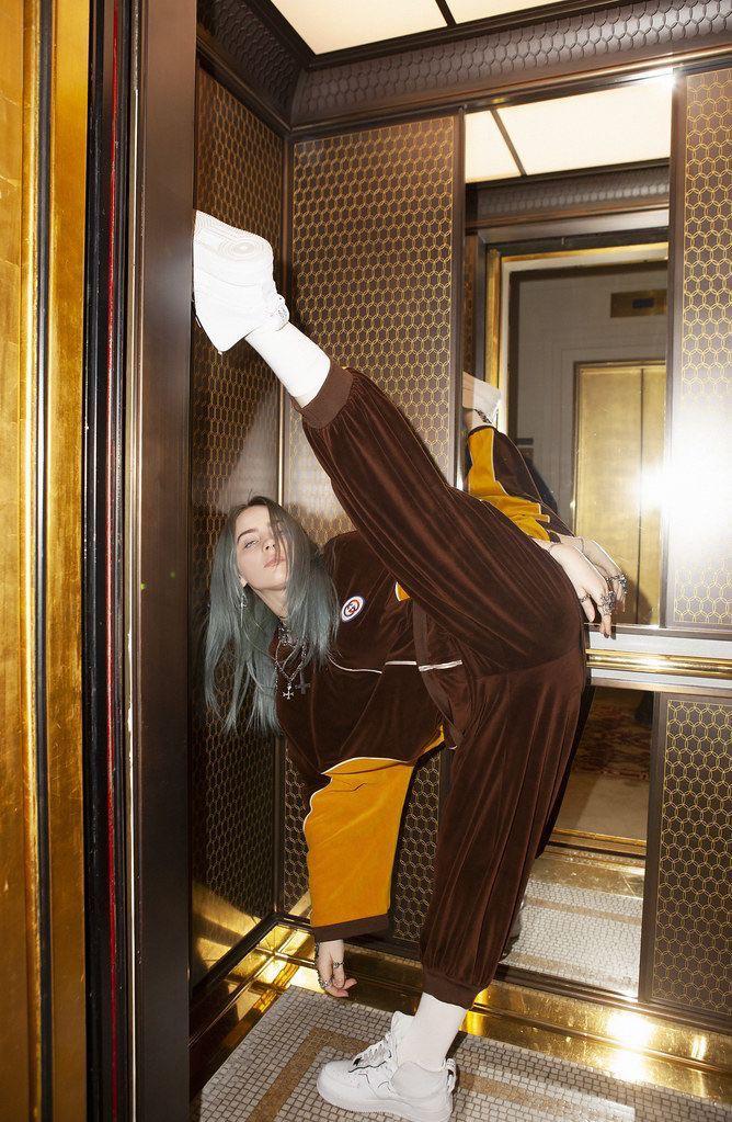 Flexible Billie Eilish | Scrolller