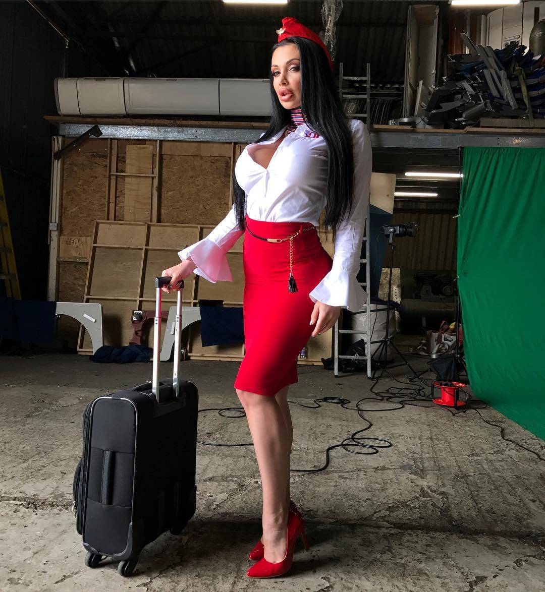 Flight Bimbo Attendant Scrolller