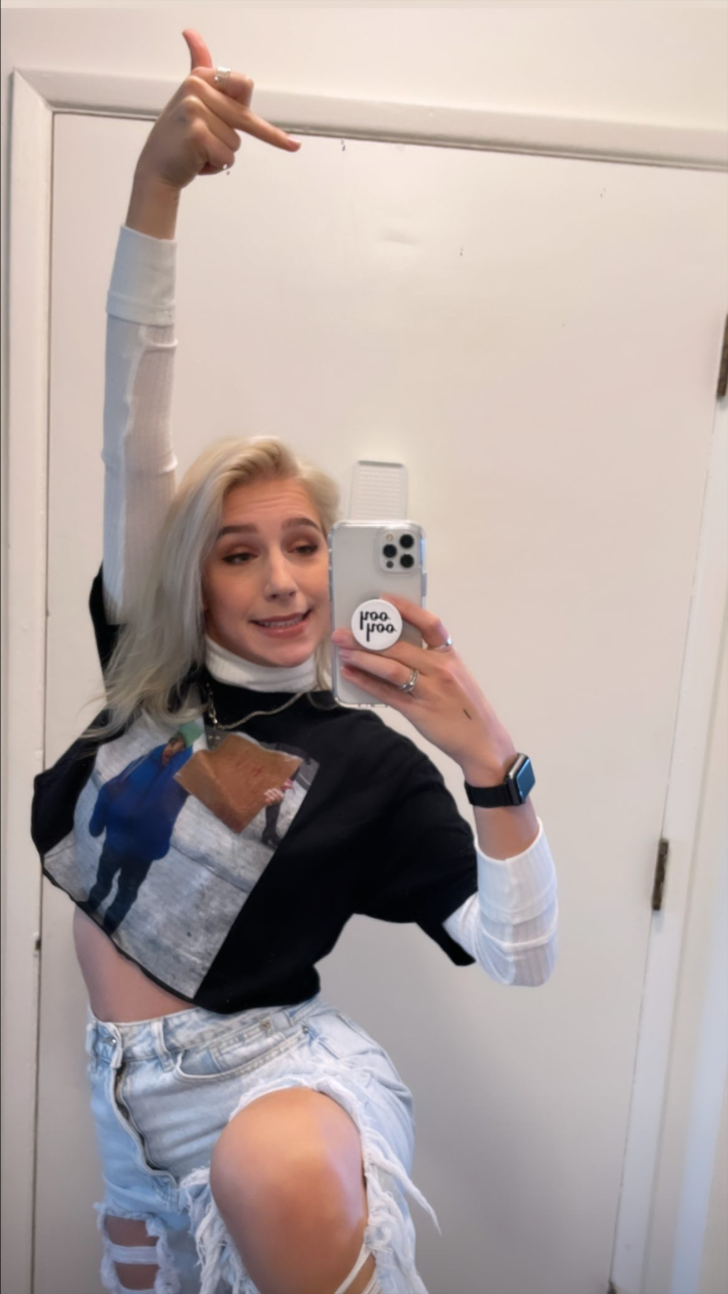 Flippin da bird | Scrolller