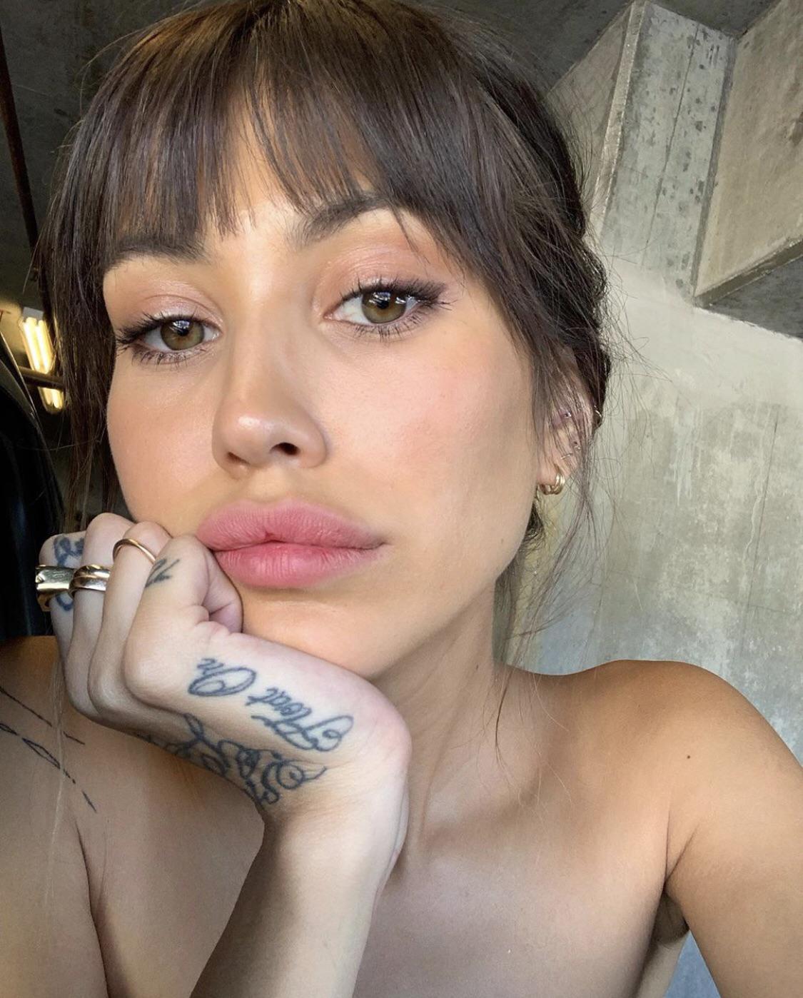 Float on | Scrolller