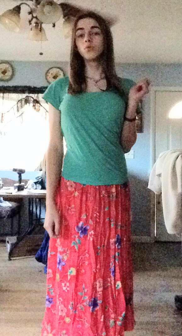 Flower child 🍄🎶🌻 | Scrolller