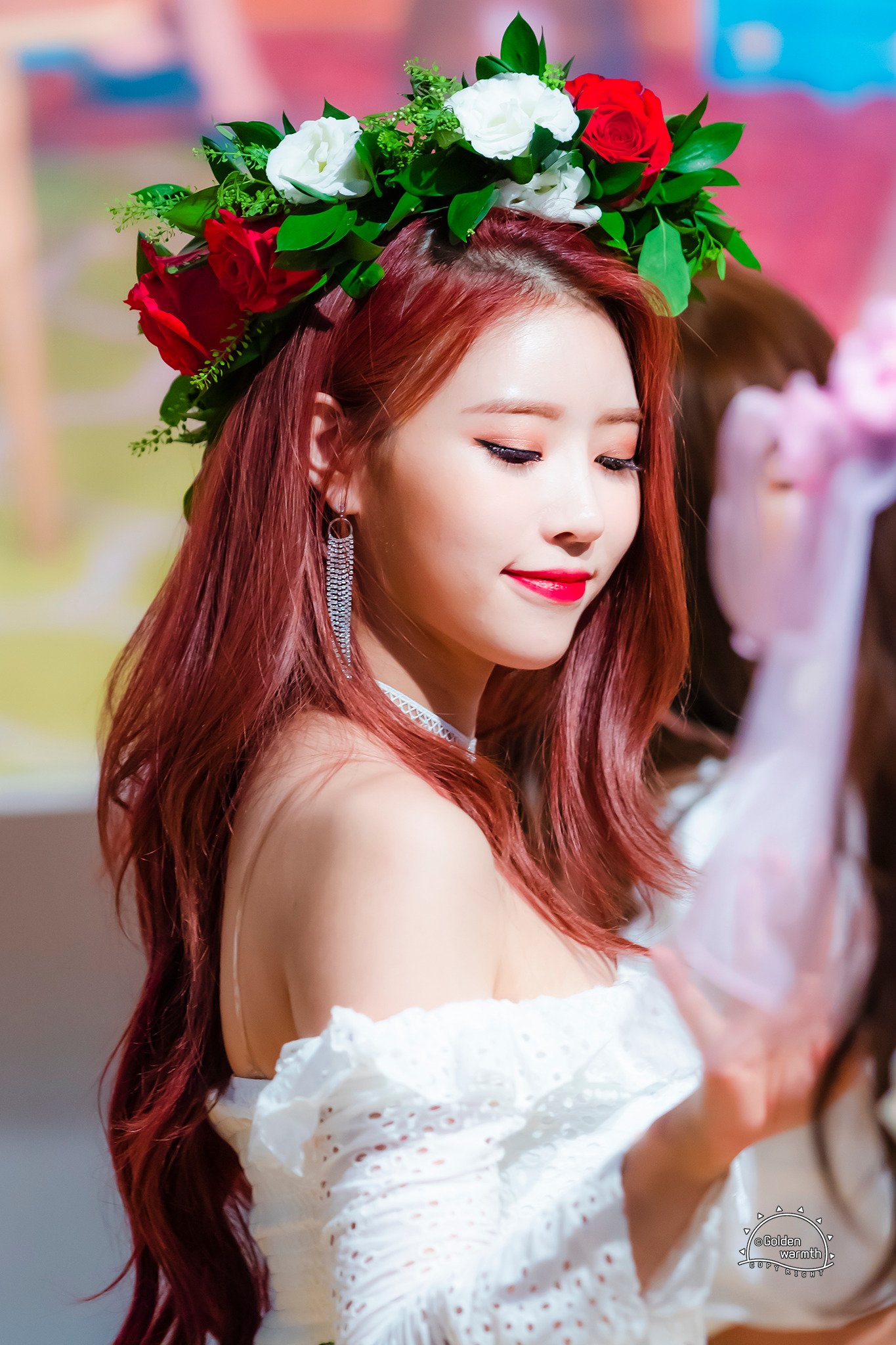 Flower Crown Mijoo | Scrolller