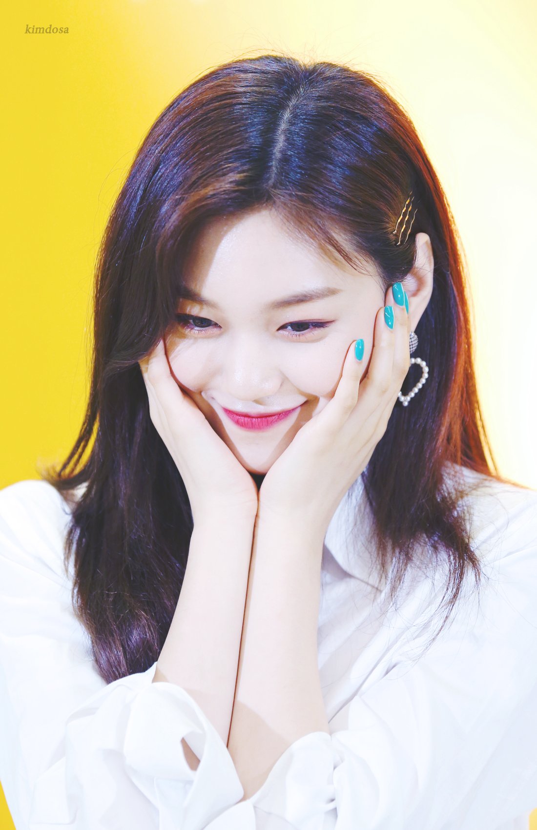 Flower Doyeon | Scrolller