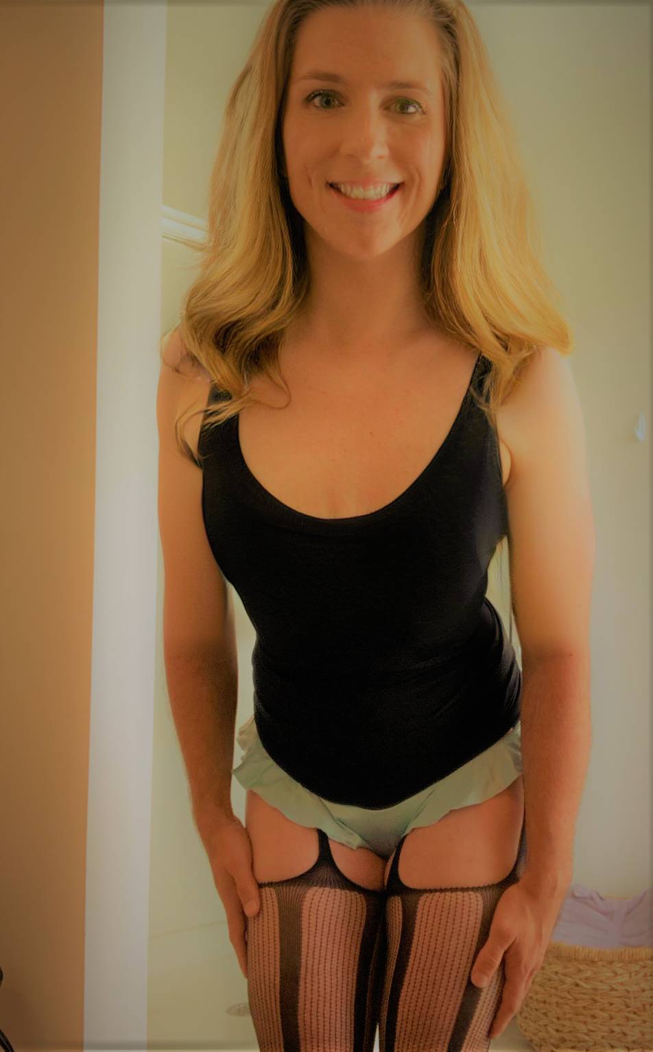 Flutter thong Tuesday!!!! I luv u all. | Scrolller