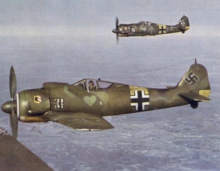 Focke-Wulf Fw 190s | Scrolller