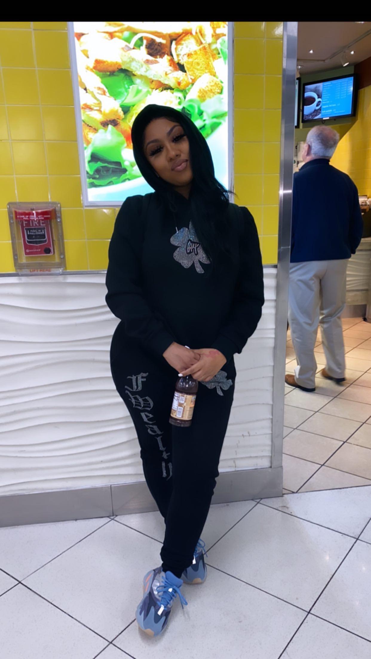 Food Runs 2. | Scrolller