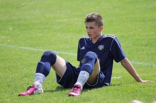 Football Player | Scrolller