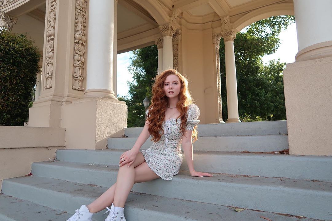 Francesca Capaldi | Scrolller