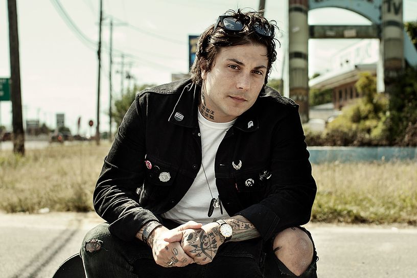 Frank Iero | Scrolller