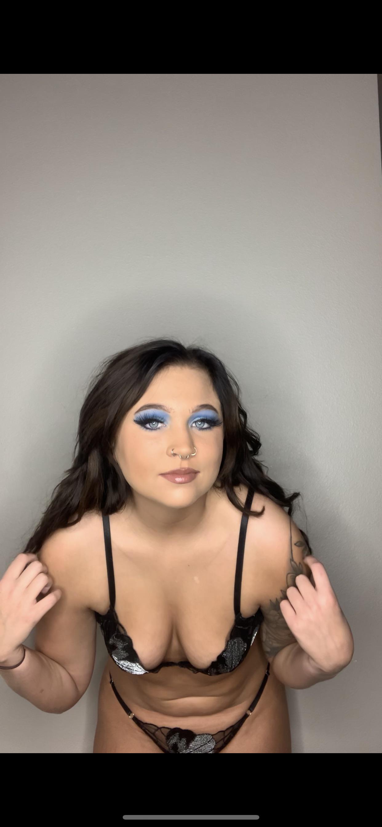 FREE ONLYFANS (link below) | Scrolller