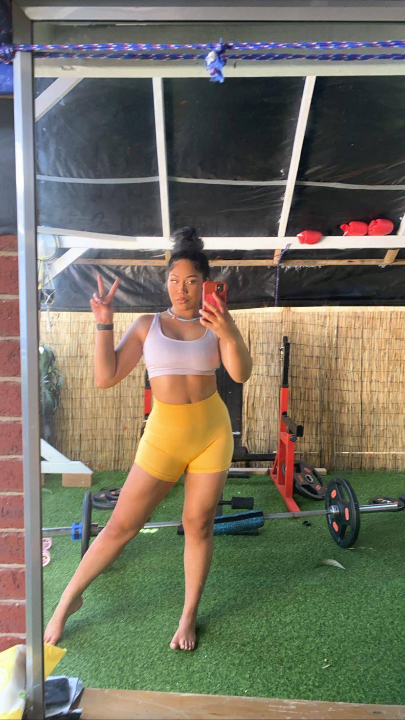 Free the nip while working out 😌 | Scrolller