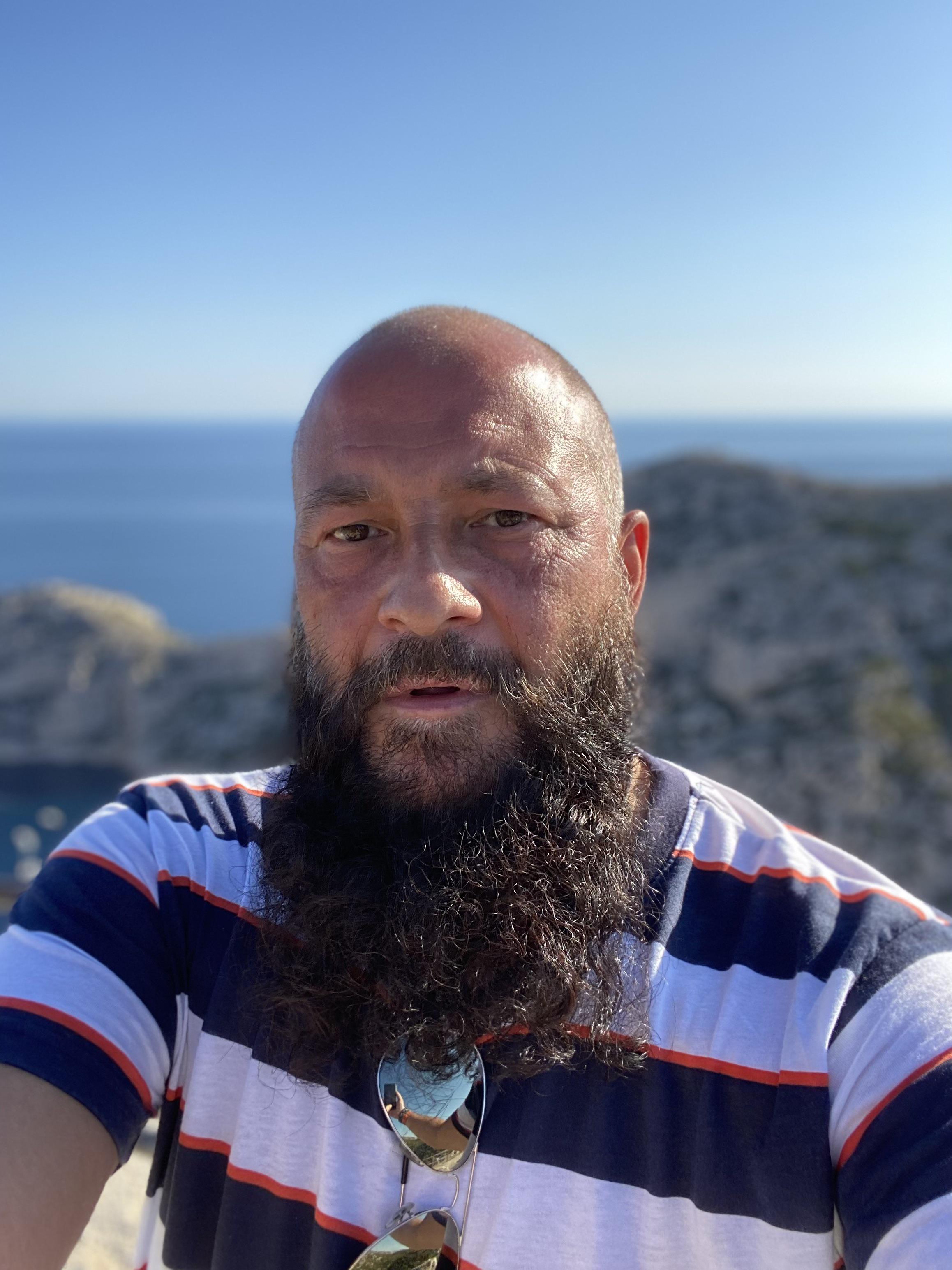 French bear with a big beard | Scrolller