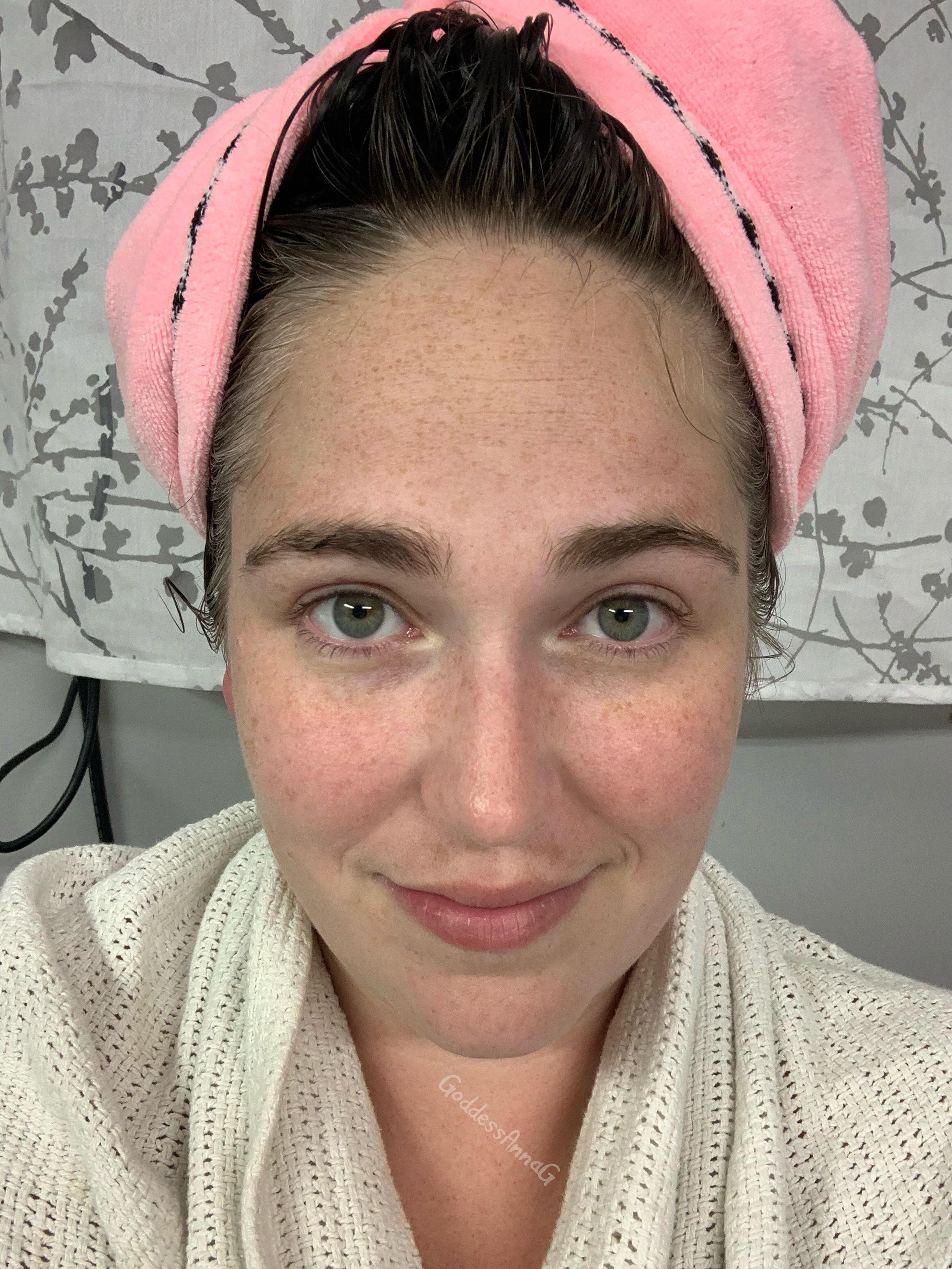 Fresh out of the shower 💦😉 | Scrolller