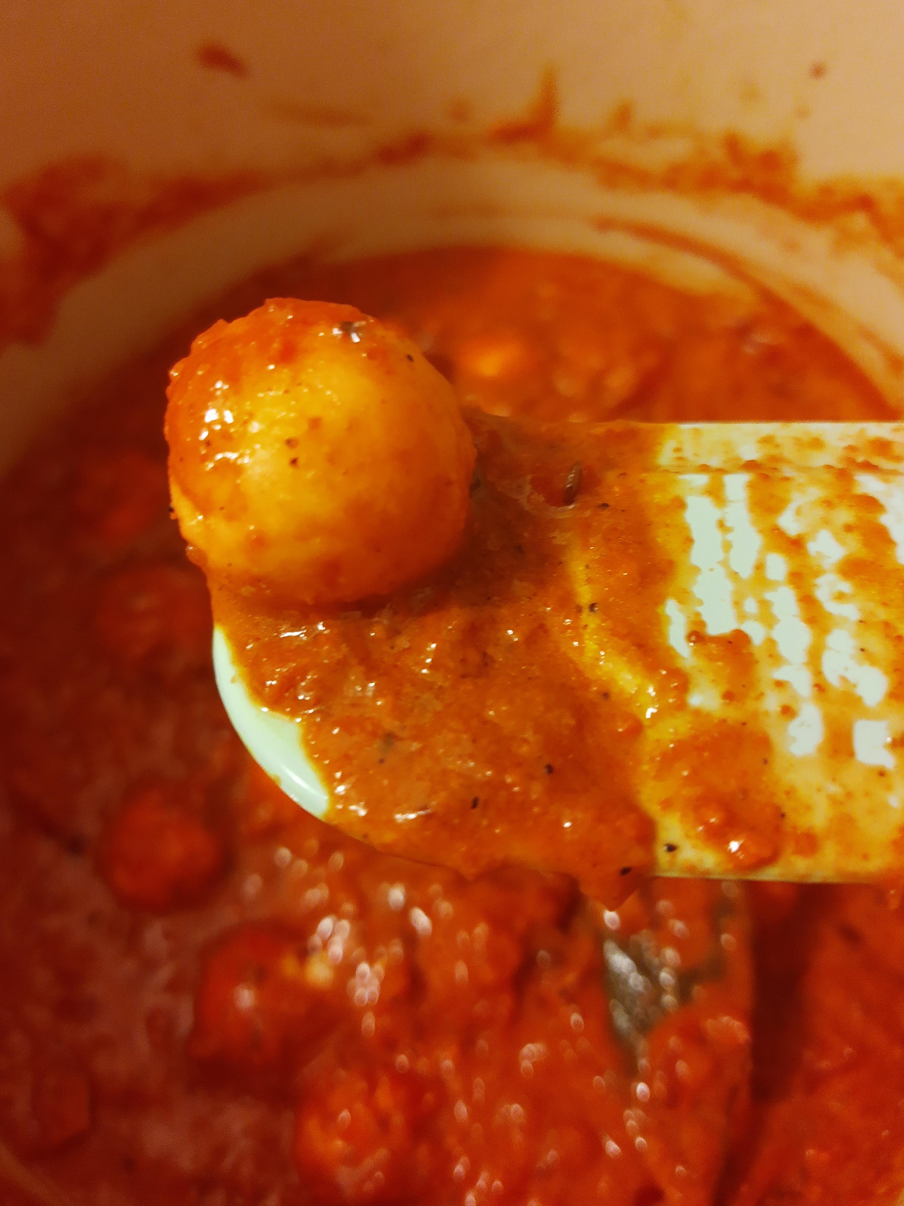 Freshly made cottage cheese in cashew nuts curry base. | Scrolller